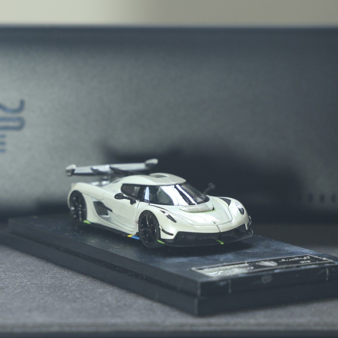 Koenigsegg Jesko 1:64 Avanstyle, Hobbies & Toys, Toys & Games on Carousell