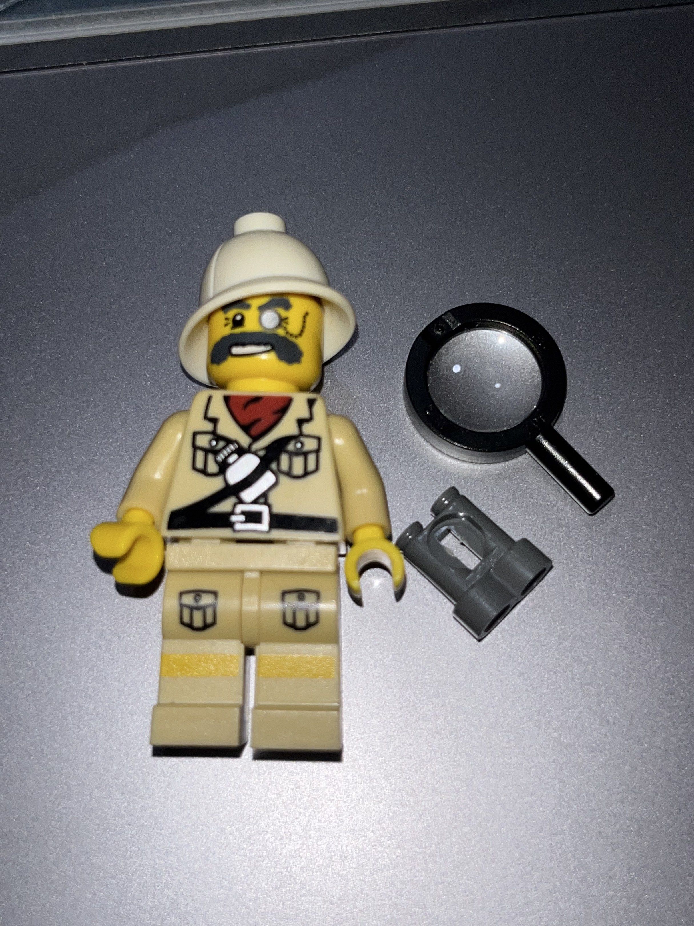 LEGO 8684 Series 2 Explorer Minifigure, Hobbies & Toys, Toys & Games on ...