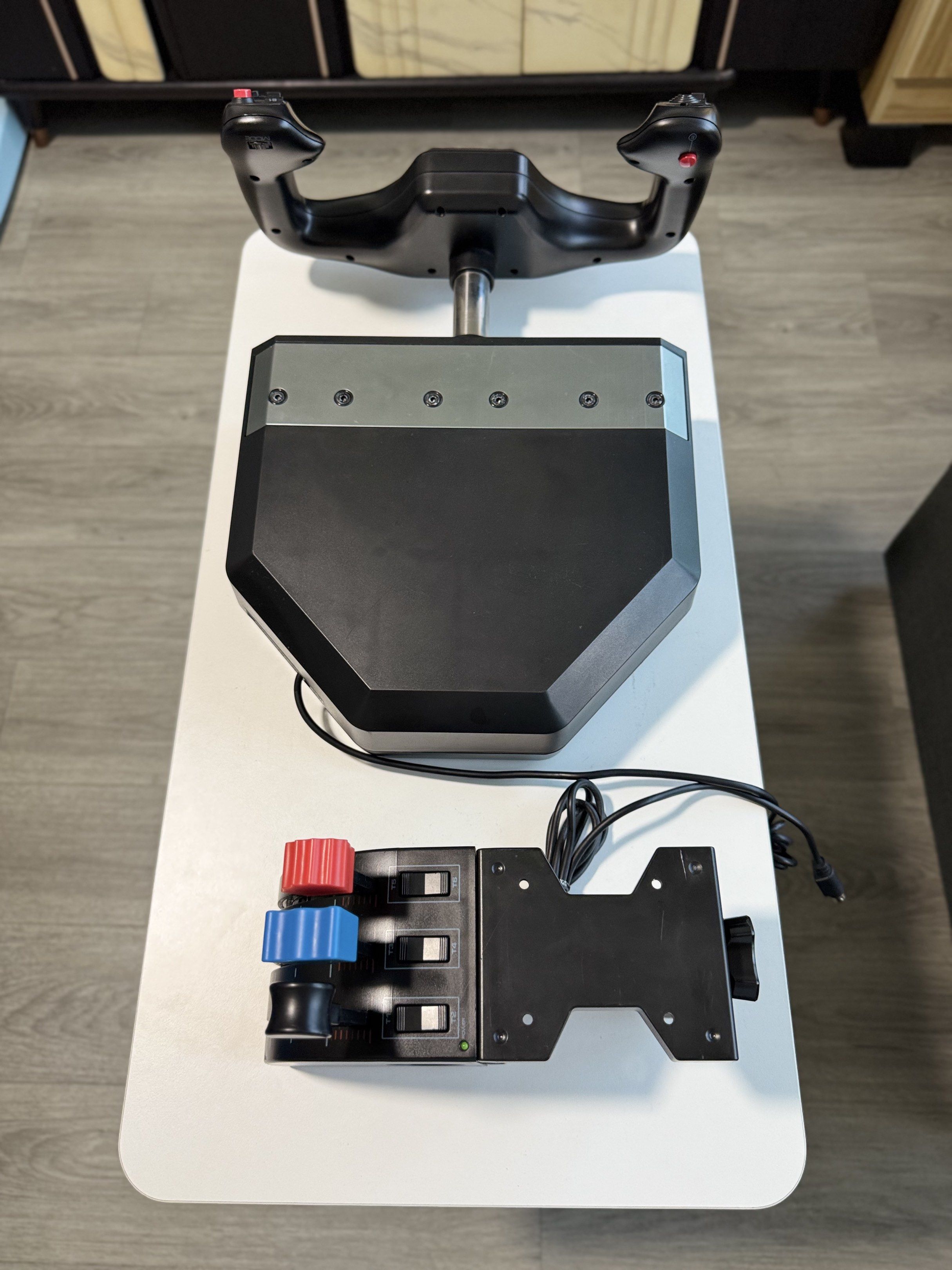 Logitech Flight Yoke System & Extreme 3D Pro, Video Gaming, Video Game ...