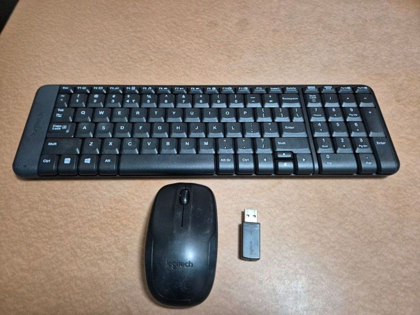 Logitech Wireless Keyboard and Mouse Combo, Computers & Tech, Parts ...