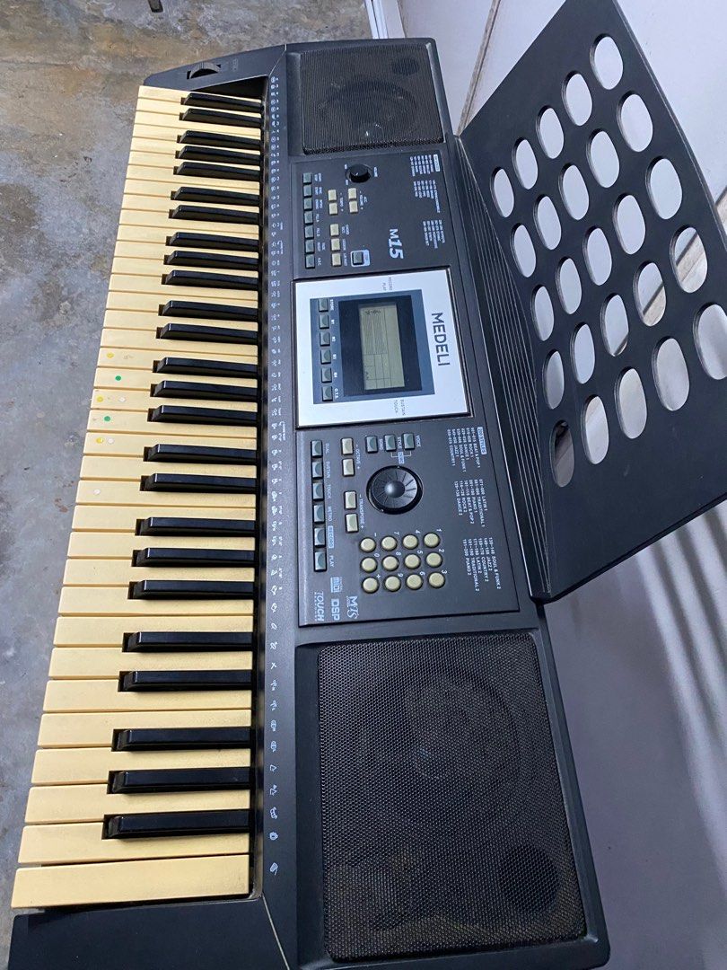 Medeli M15 Keyboard with Stand, Hobbies & Toys, Musical Instruments on ...