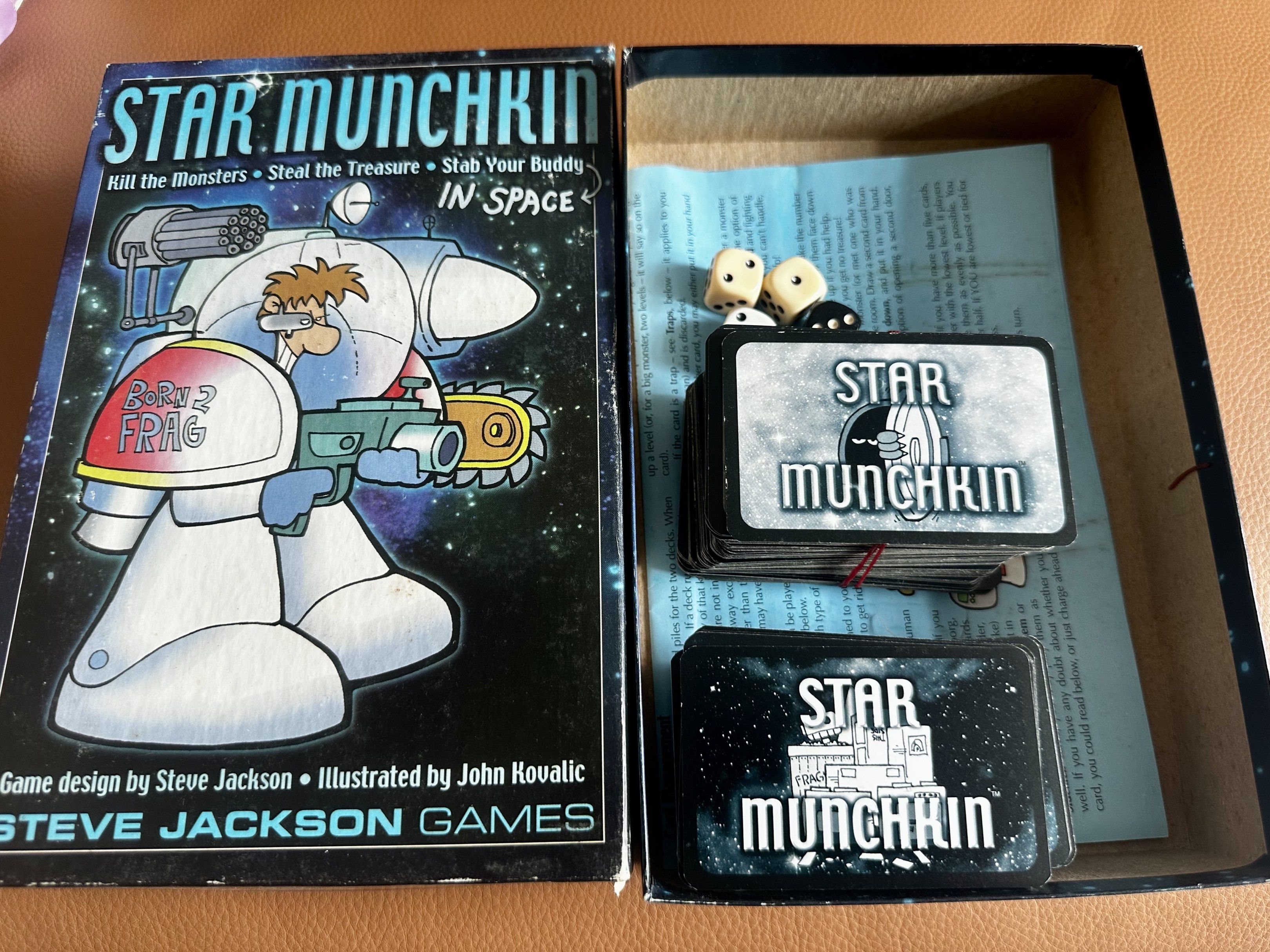 Munchkin & Star Munchkin Board Game Bundle, Hobbies & Toys, Toys ...