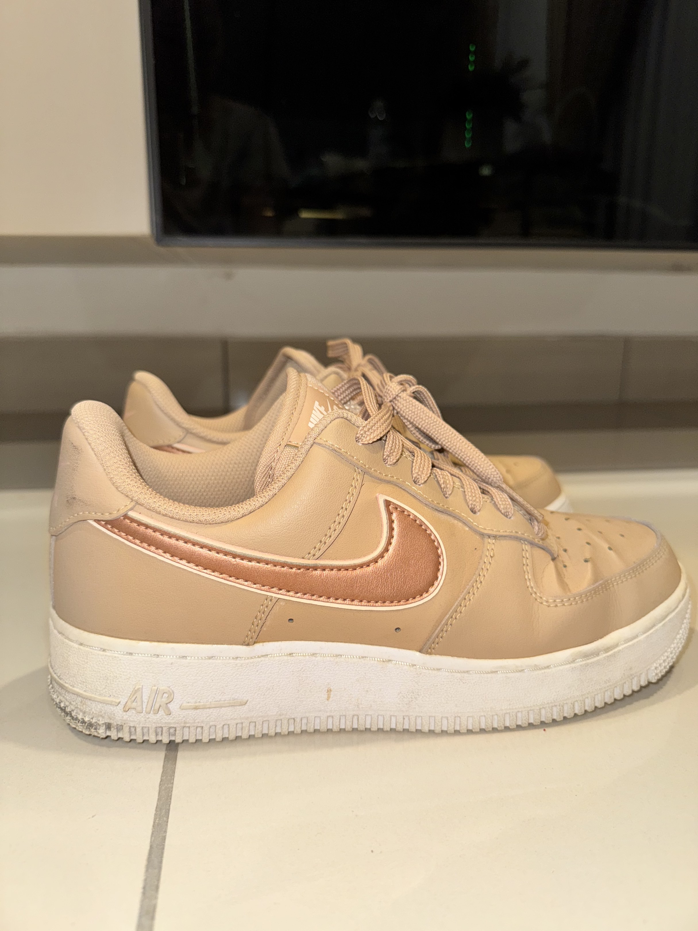 Nike Air Force 1 Low, Women's Fashion, Footwear, Sneakers on Carousell