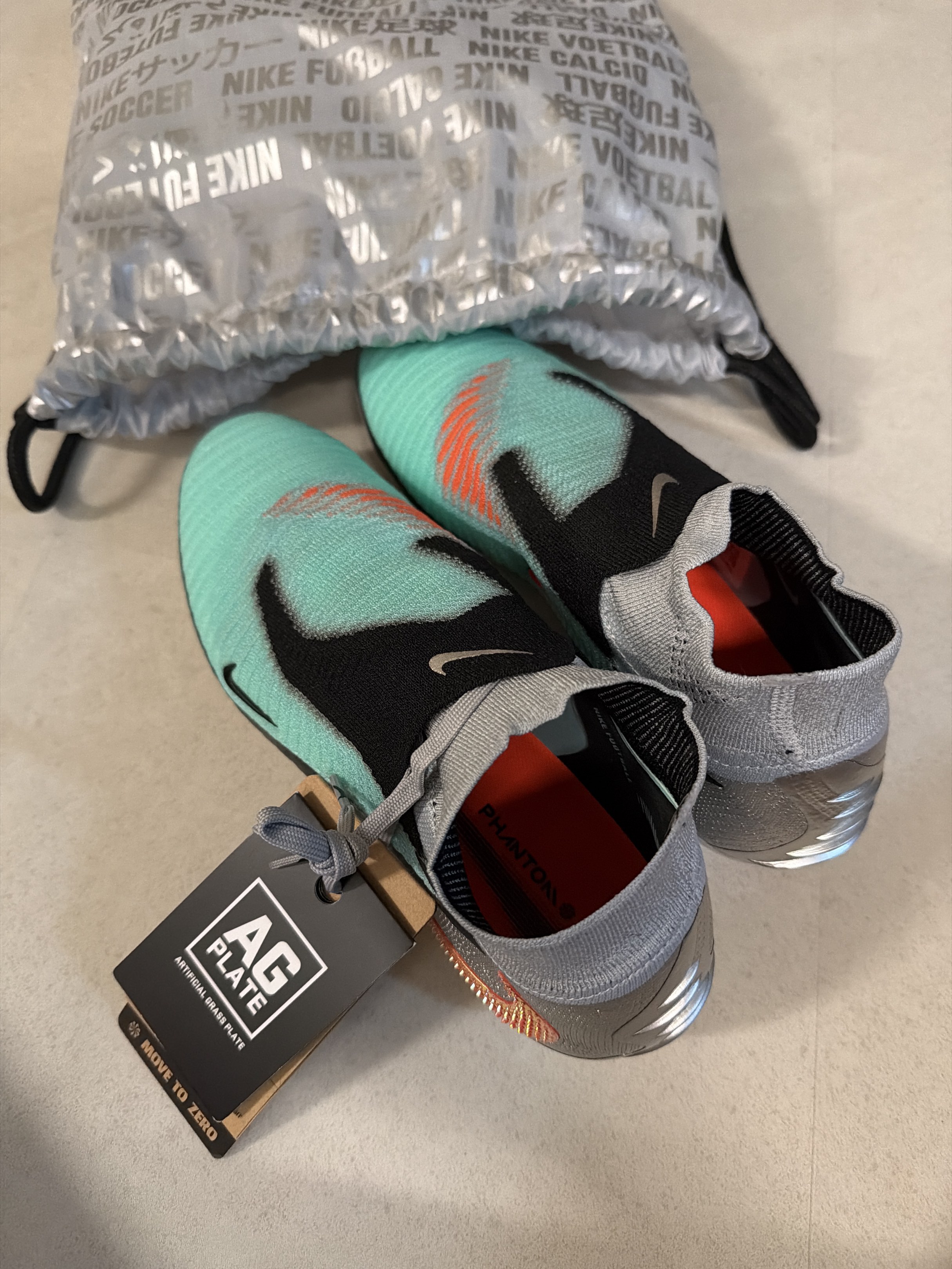 Nike Phantom 6 Elite AG Launch, Men's Fashion, Footwear, Boots on Carousell