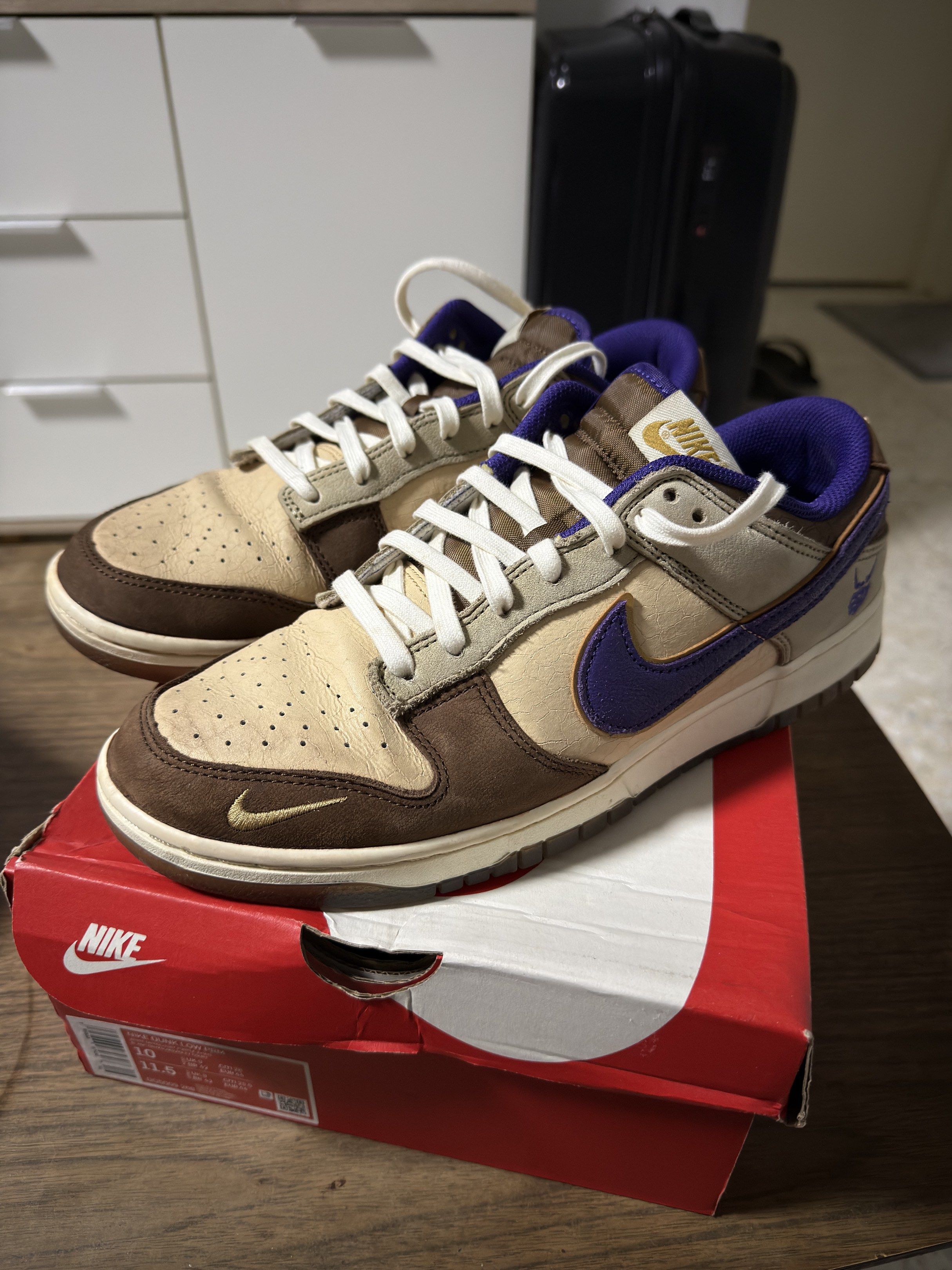 Nike SB Dunk Low Setsubun, Men's Fashion, Footwear, Sneakers on Carousell