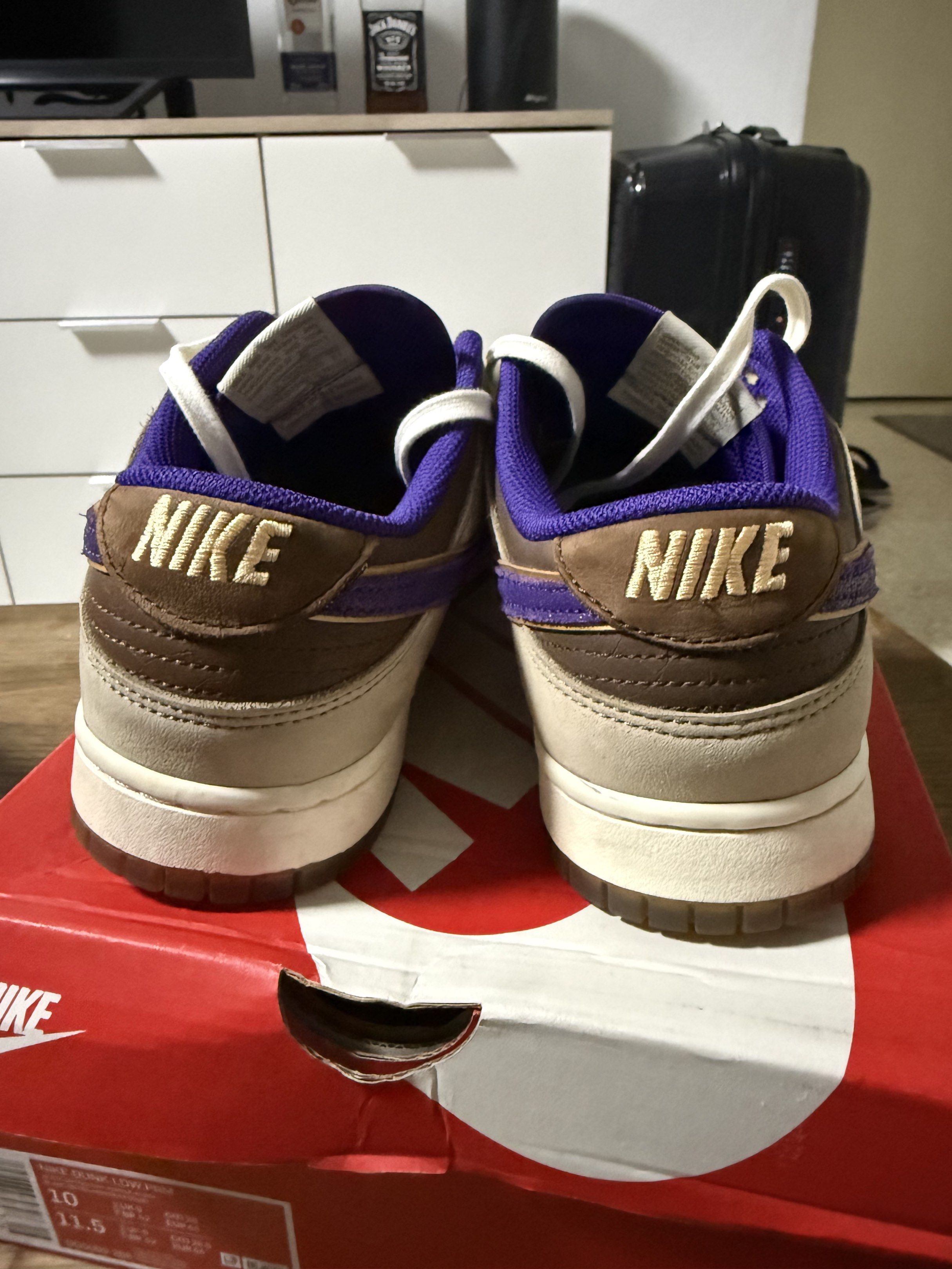 Nike SB Dunk Low Setsubun, Men's Fashion, Footwear, Sneakers on Carousell