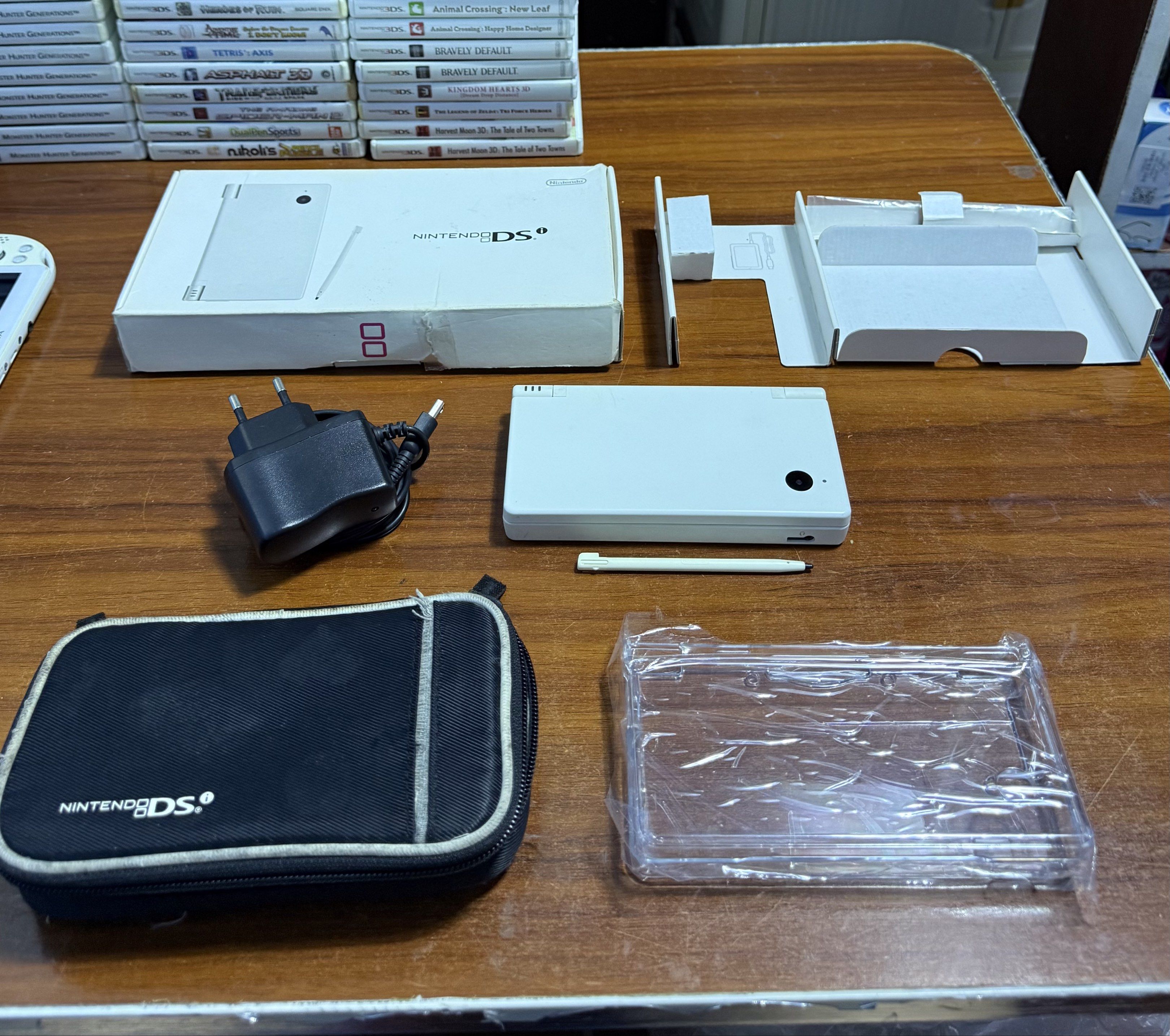 Nintendo DSI White Complete in Box (CFW W/16GB MMC W/ DS, GBA, & GBC ...