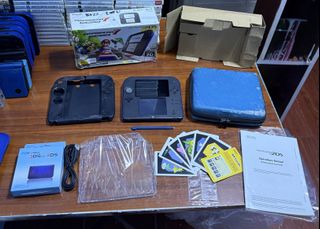 New Nintendo 3DS XL Metallic Black, Video Gaming, Video Game Consoles ...