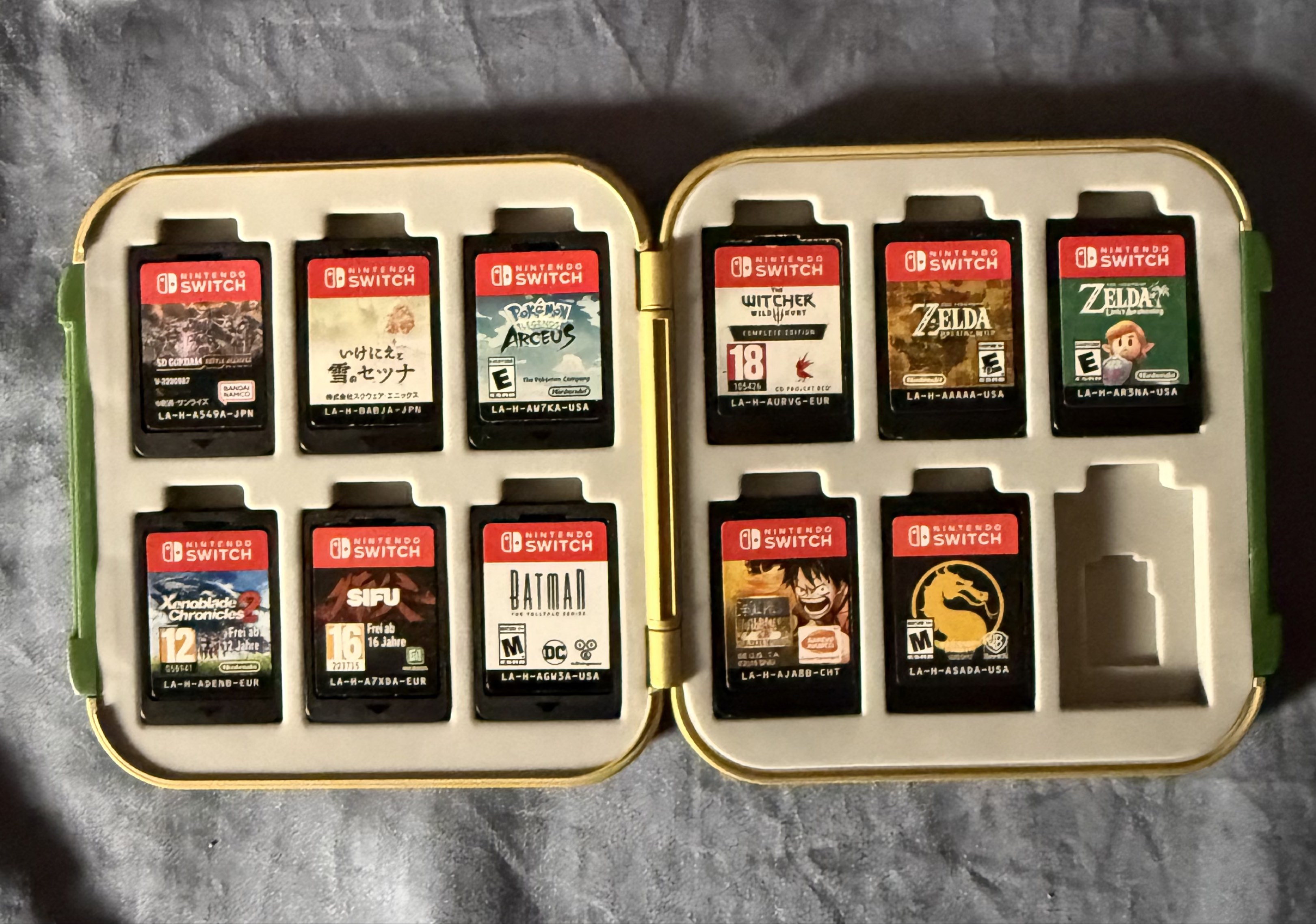 Nintendo Switch cartridge games, Video Gaming, Video Games, Nintendo on ...