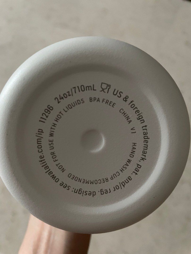 Owala FreeSip Insulated Water Bottle - 24oz, Furniture & Home Living ...