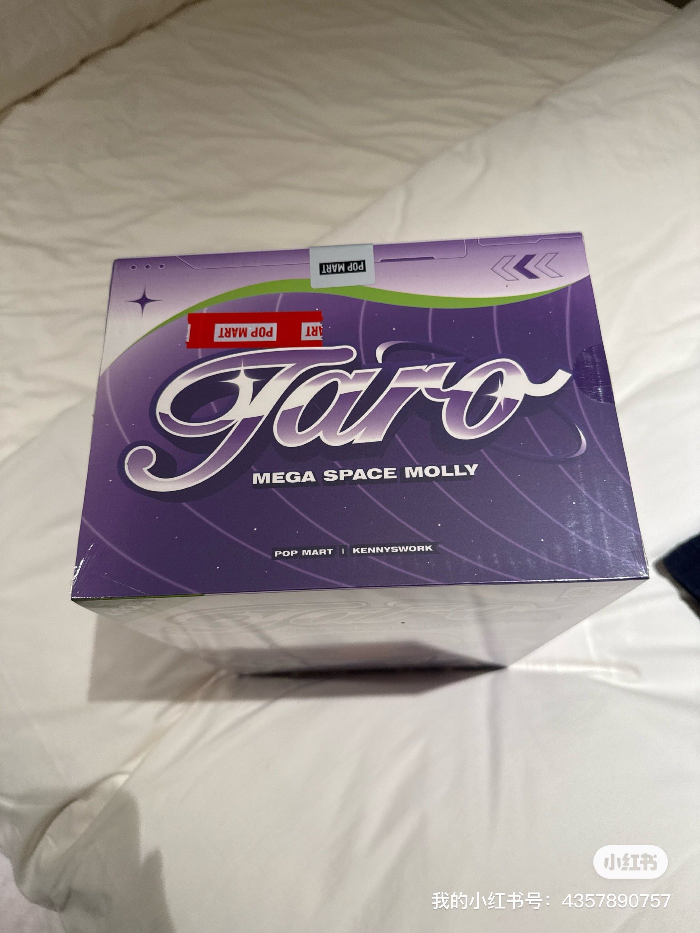 POP MART Mega Space Molly Taro 400%, Hobbies & Toys, Toys & Games on ...