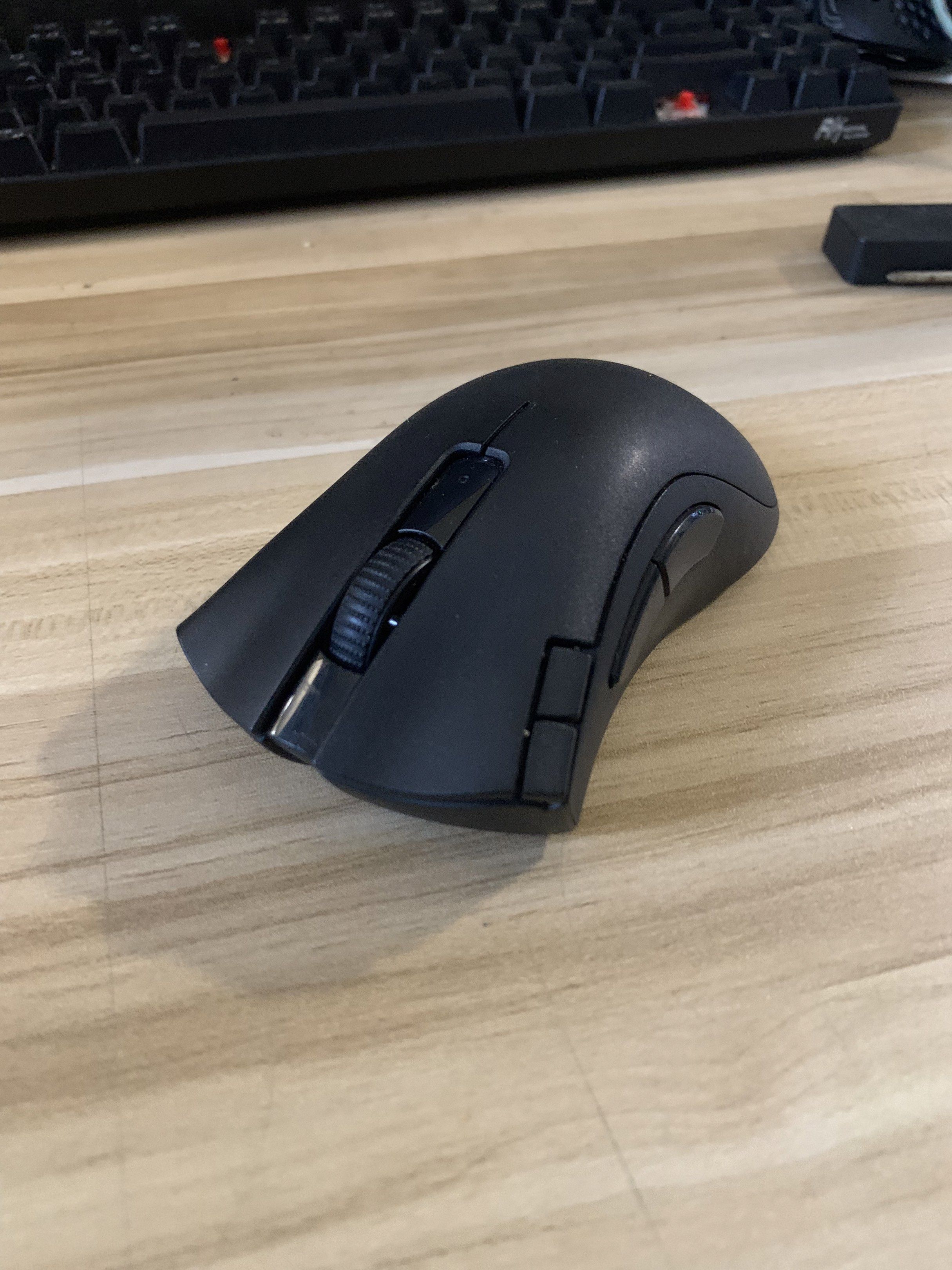 Razer Deathadder v2 x Hyperspeed, Computers & Tech, Parts & Accessories ...