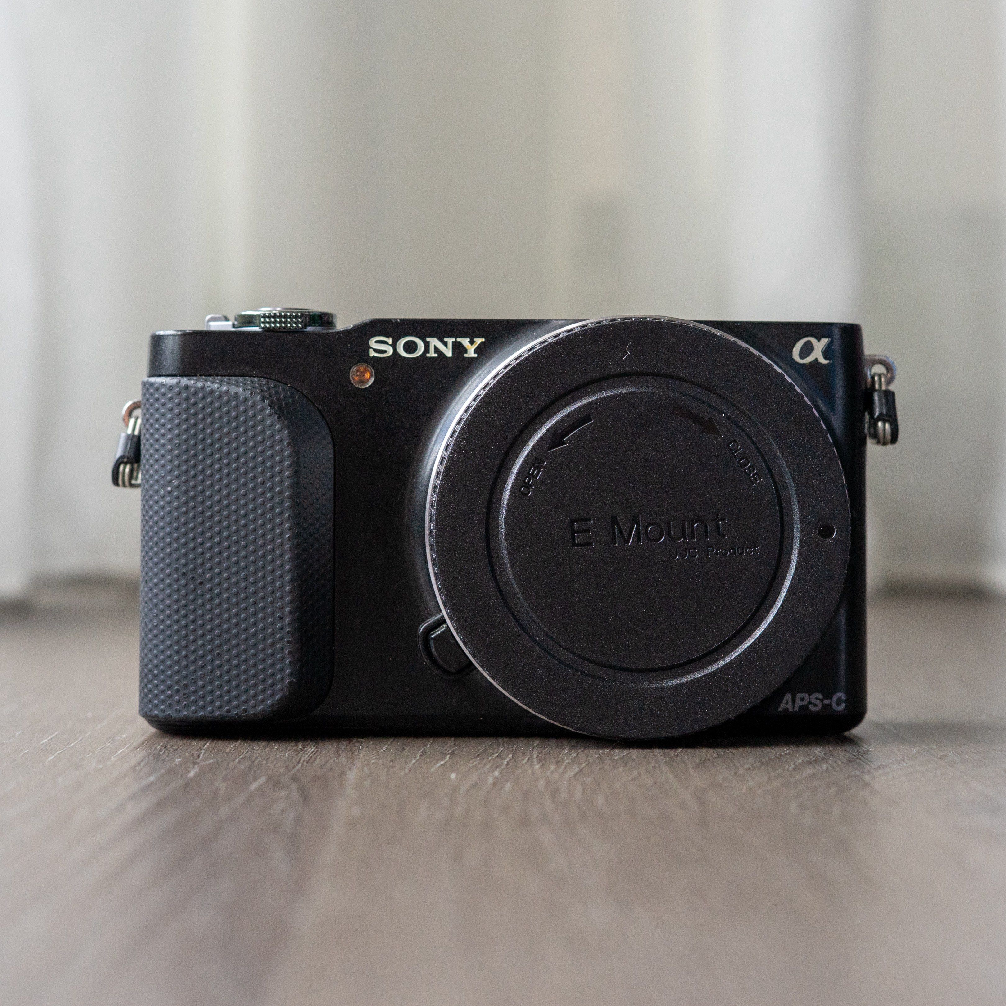 Sony Nex-3N body, Photography, Cameras on Carousell