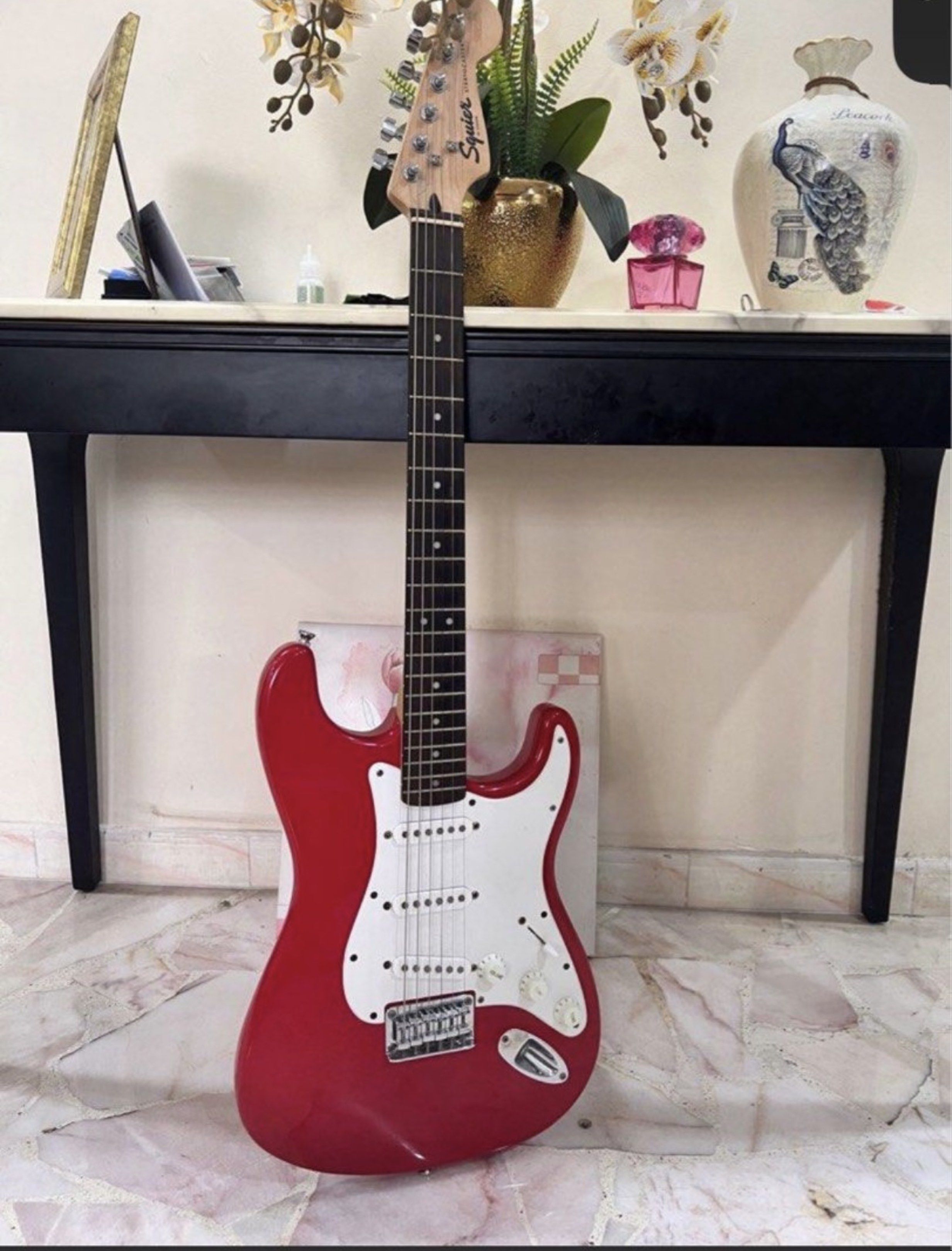 Squier Stratocaster Electric Guitar - Dakota Red, Hobbies & Toys ...