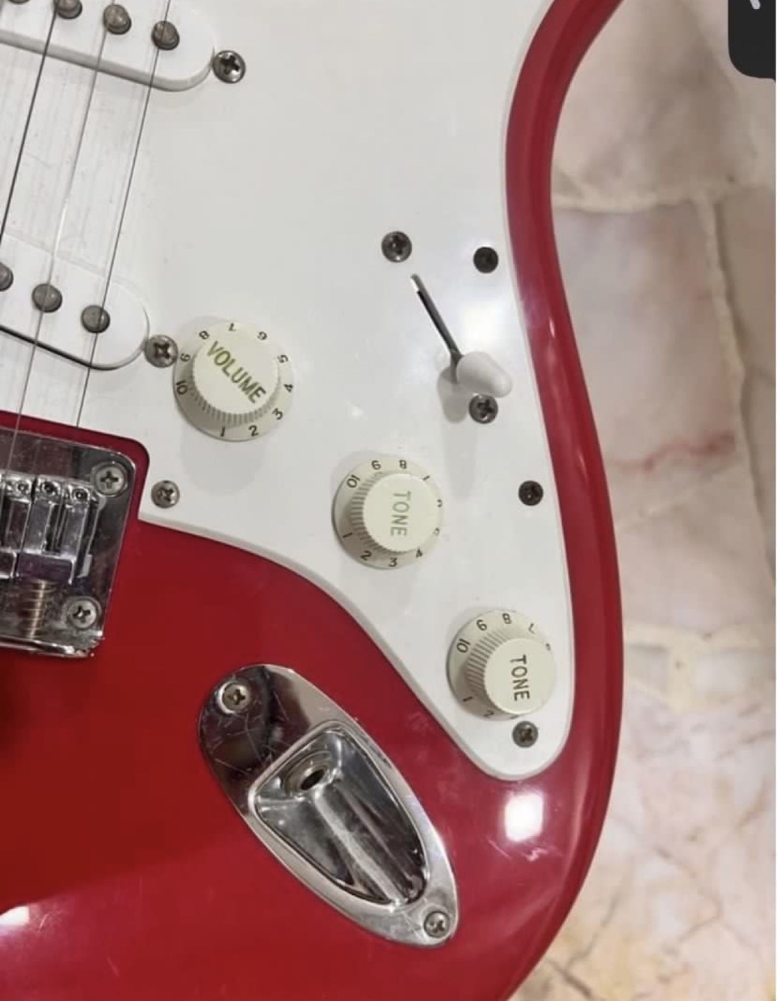 Squier Stratocaster Electric Guitar - Dakota Red, Hobbies & Toys ...