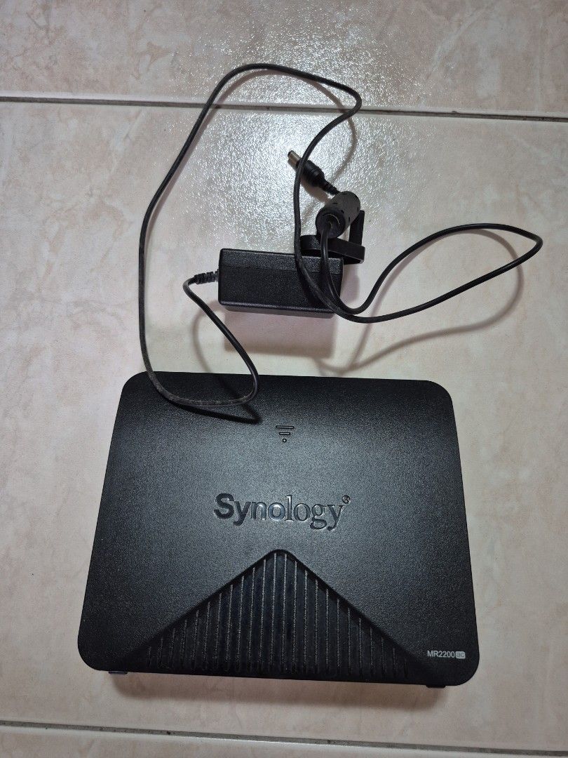 Synology RT2600ac and MR2200ac, Computers & Tech, Parts & Accessories ...