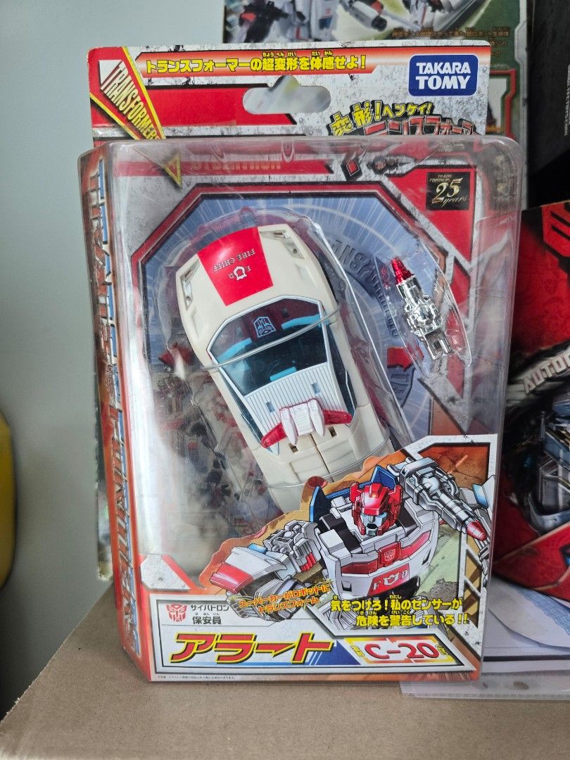 Takara Tomy Transformers C-20 Alert, Hobbies & Toys, Toys & Games on ...