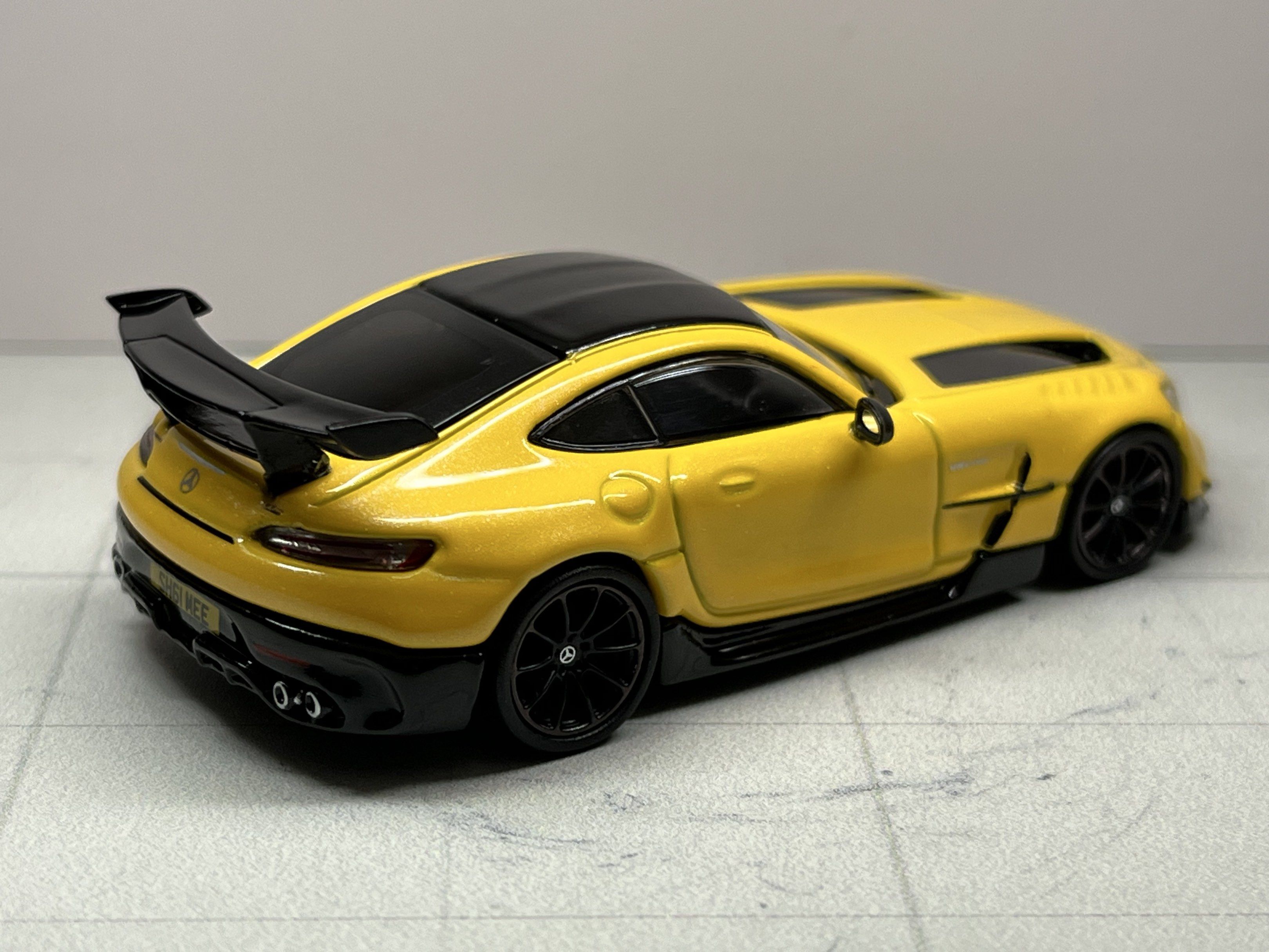TARMAC WORKS SHMEE MERCEDES AMG GT BLACK SERIES, Hobbies & Toys, Toys ...