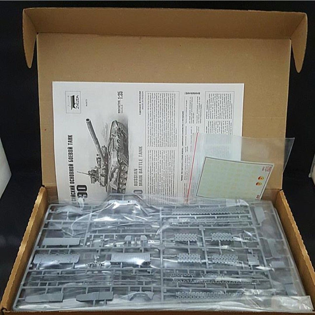 Zvezda T-90 Russian Main Battle Tank Model Kit, Hobbies & Toys, Toys ...