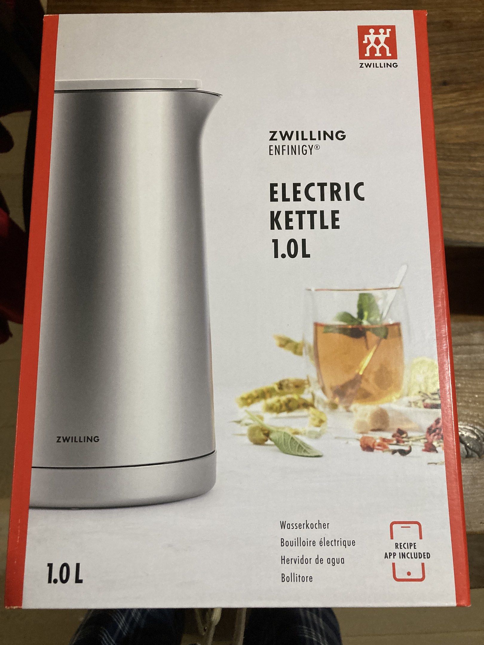 Zwilling ENFINIGY Electric Kettle 1.0L, 家庭電器, 廚房電器, 水壺 - Carousell