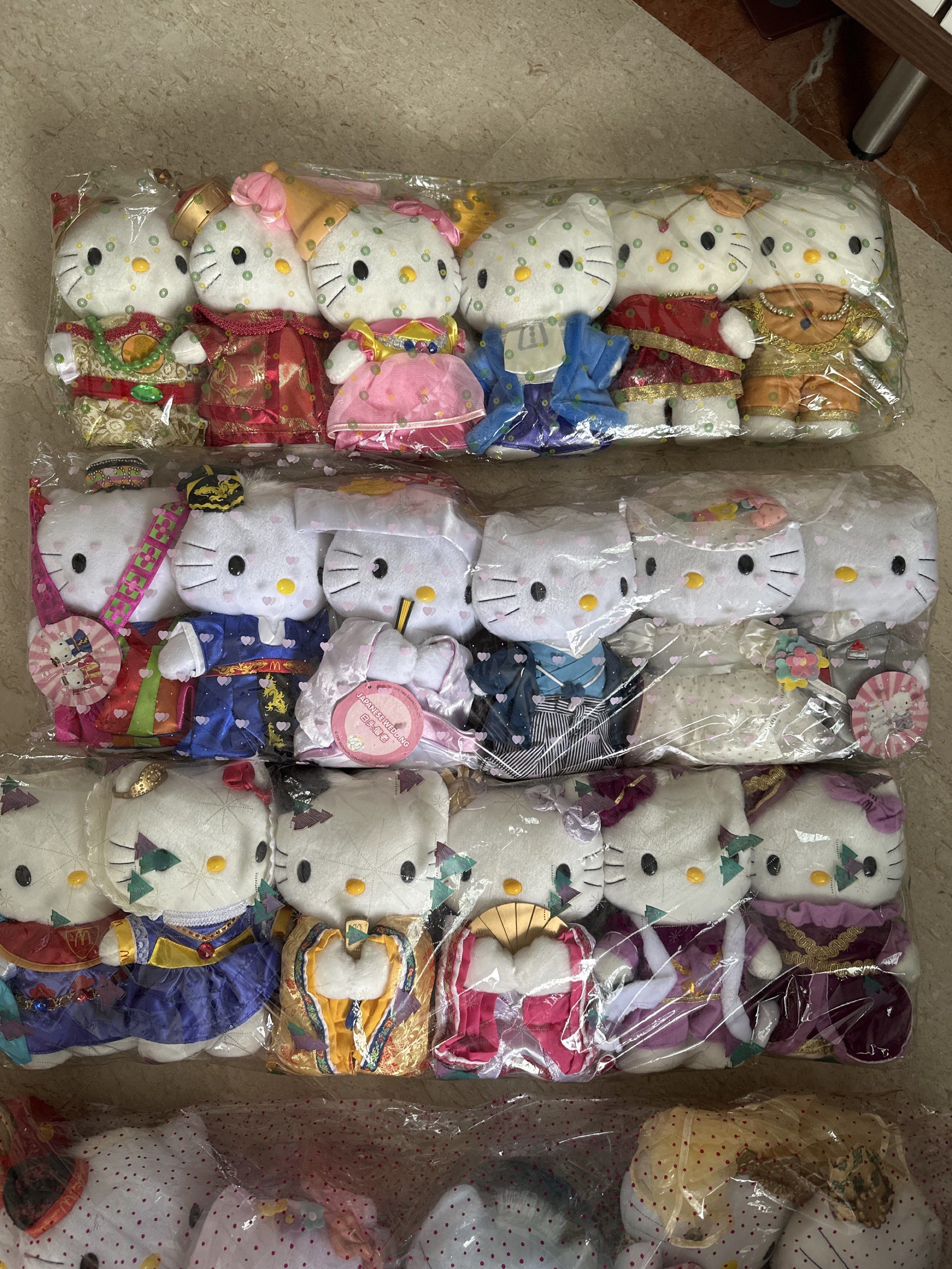 2000 McDonald’s Hello Kitty collection, Hobbies & Toys, Memorabilia ...