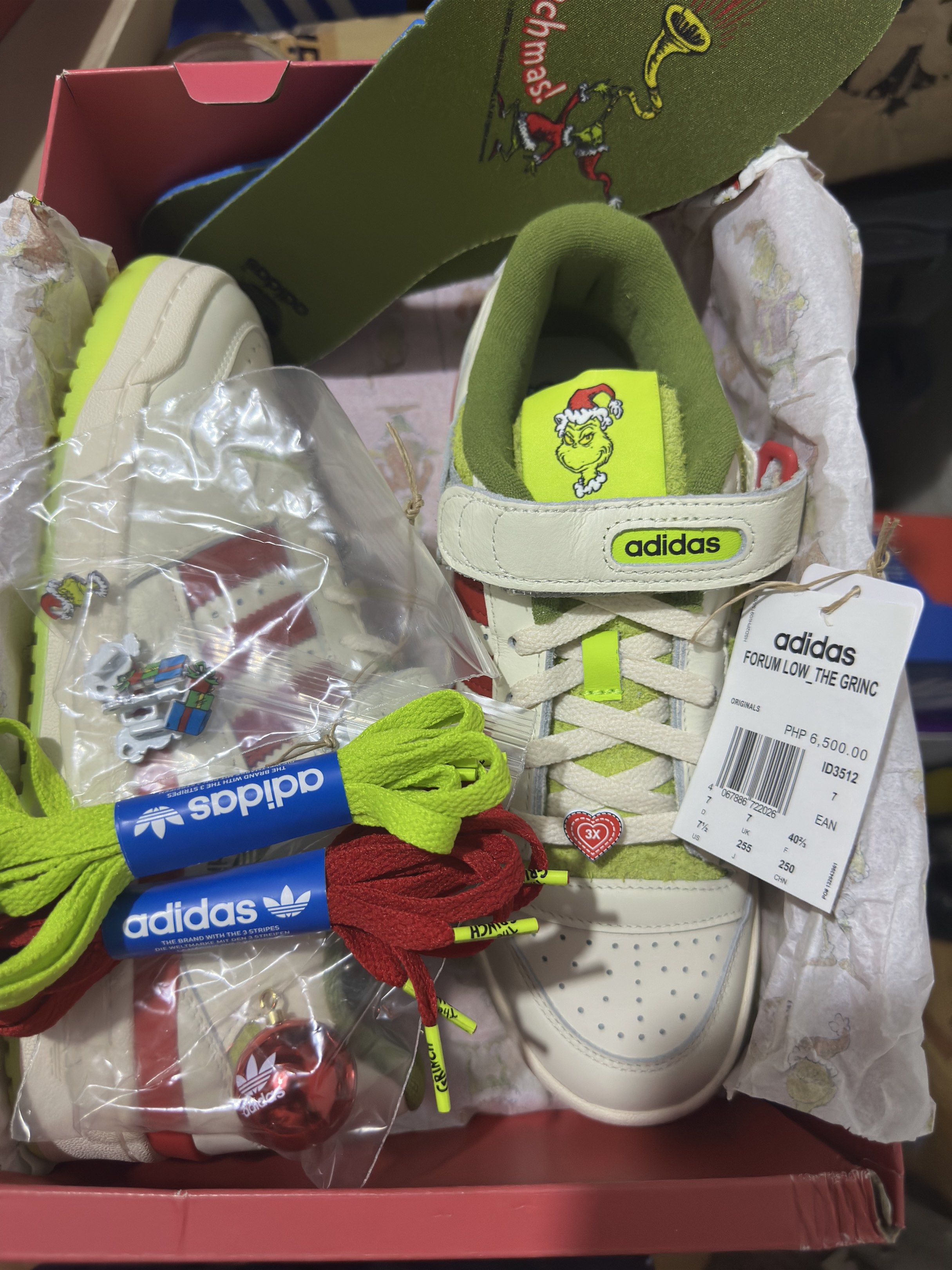 ADIDAS FORUM LOW X THE GRINCH, Men's Fashion, Footwear, Sneakers on ...