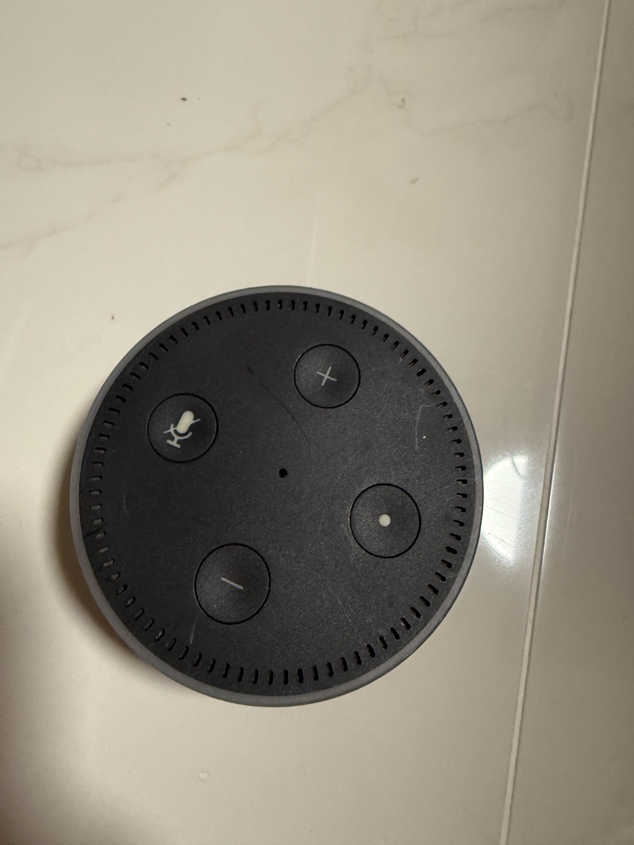 Amazon Echo Dot (2nd Gen) - Black, Audio, Soundbars, Speakers & Amplifiers on Carousell