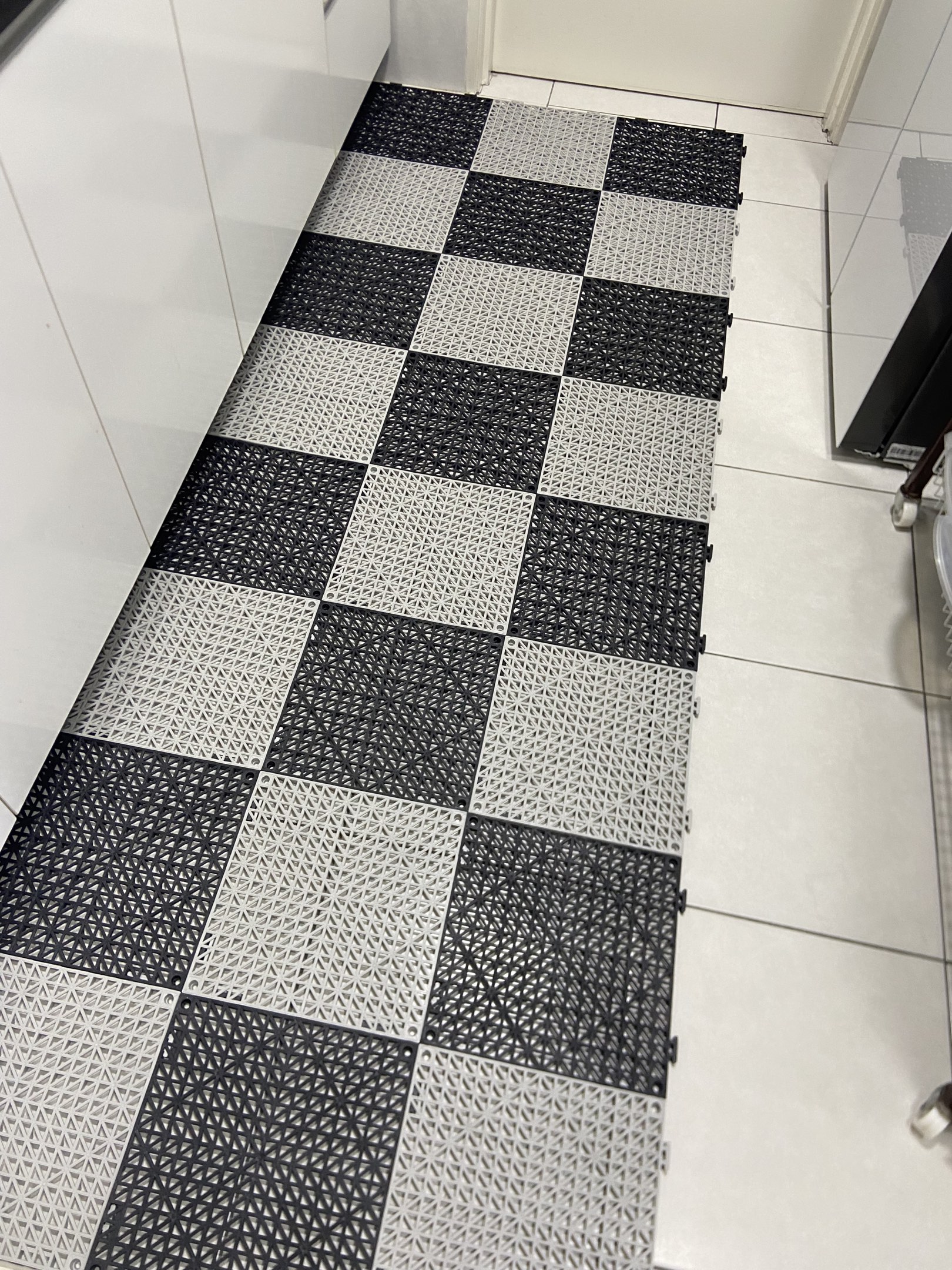 Anti-Slip PVC Floor Mat - 30cm x 30cm (total 44pcs), Furniture & Home ...
