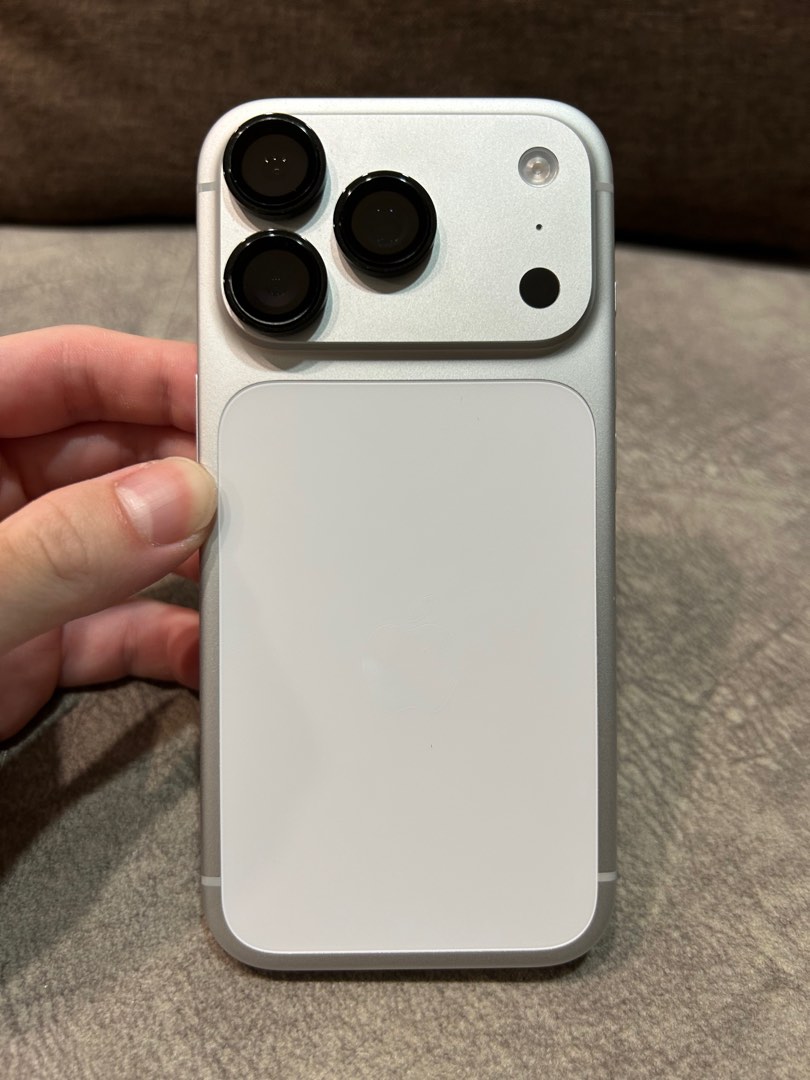 IPhone 17 Pro Silver 256GB, Mobile Phones & Gadgets, Mobile Phones ...