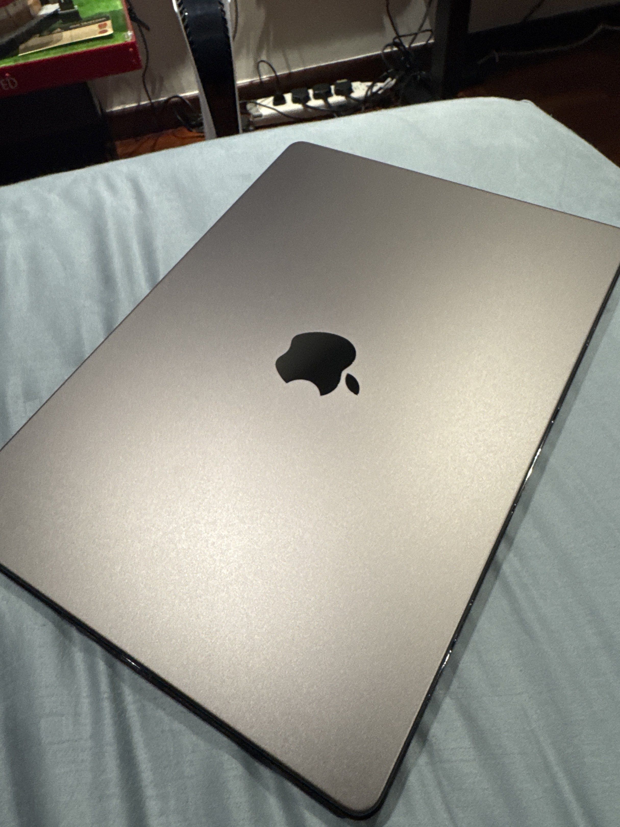 Apple MacBook Pro 14-inch M4, Computers & Tech, Laptops & Notebooks on ...