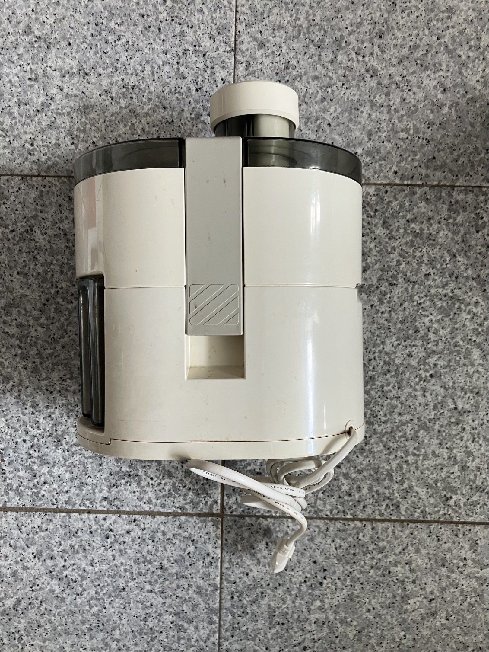 Ariete （兩腳插頭）蔬果榨汁機 Centrifuga Juicer MOD 160, 家庭電器, 廚房電器, 榨汁機及攪拌機 ...
