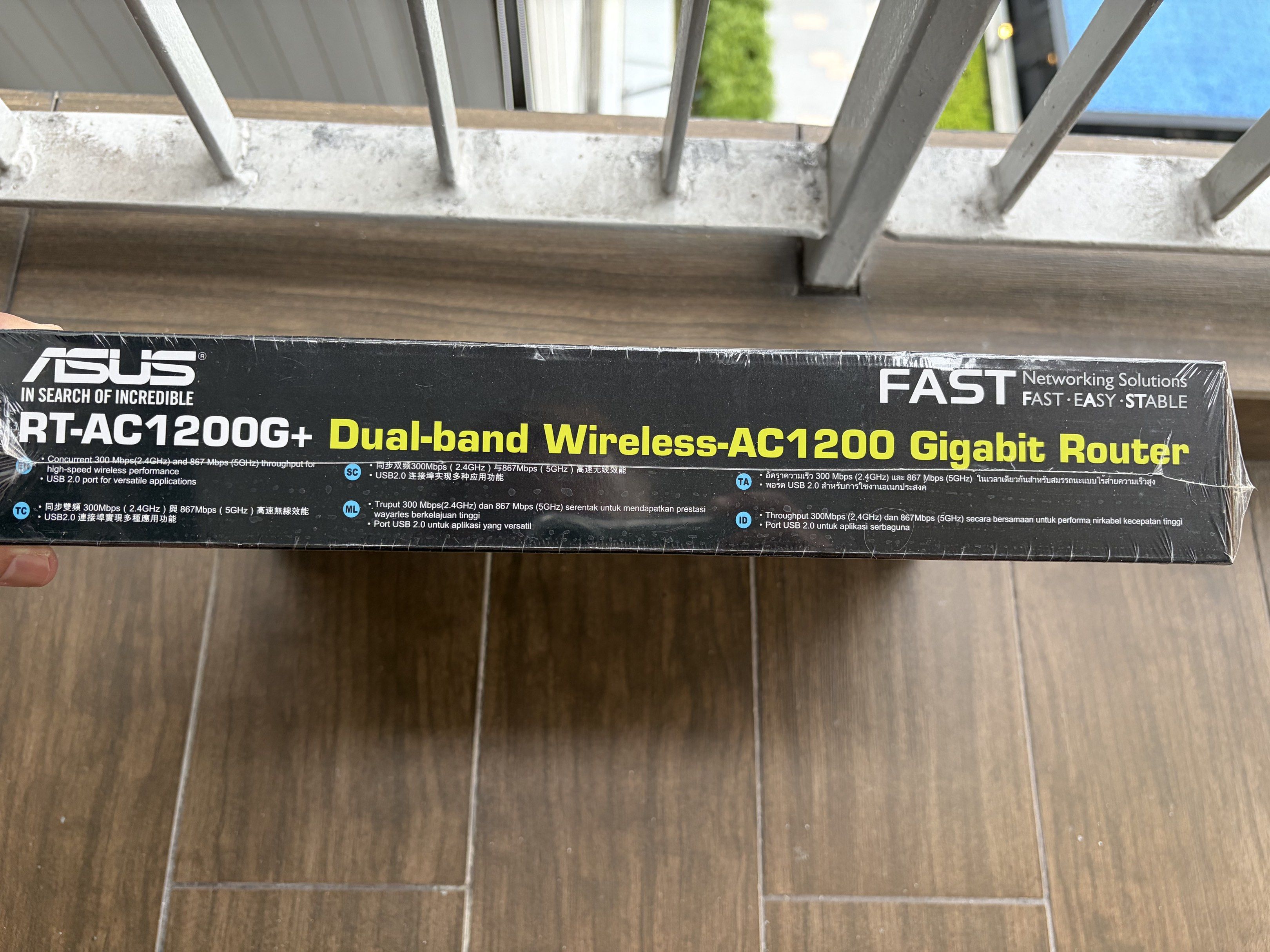 ASUS RT-AC1200G+ Dual-band Wireless Router, Computers & Tech, Parts ...