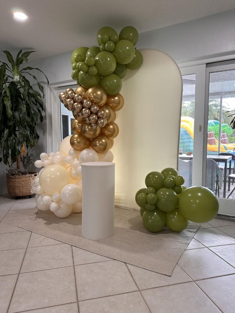 BALLON garland backdrop setup birthday celebration wedding anniversary ...
