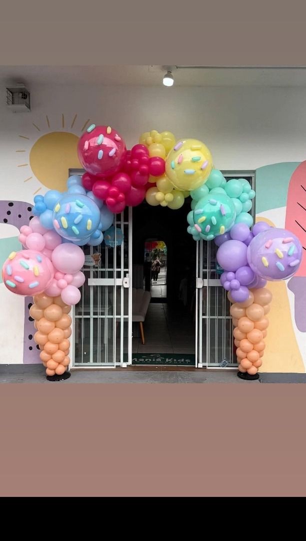 BALLON garland backdrop setup birthday celebration wedding anniversary ...
