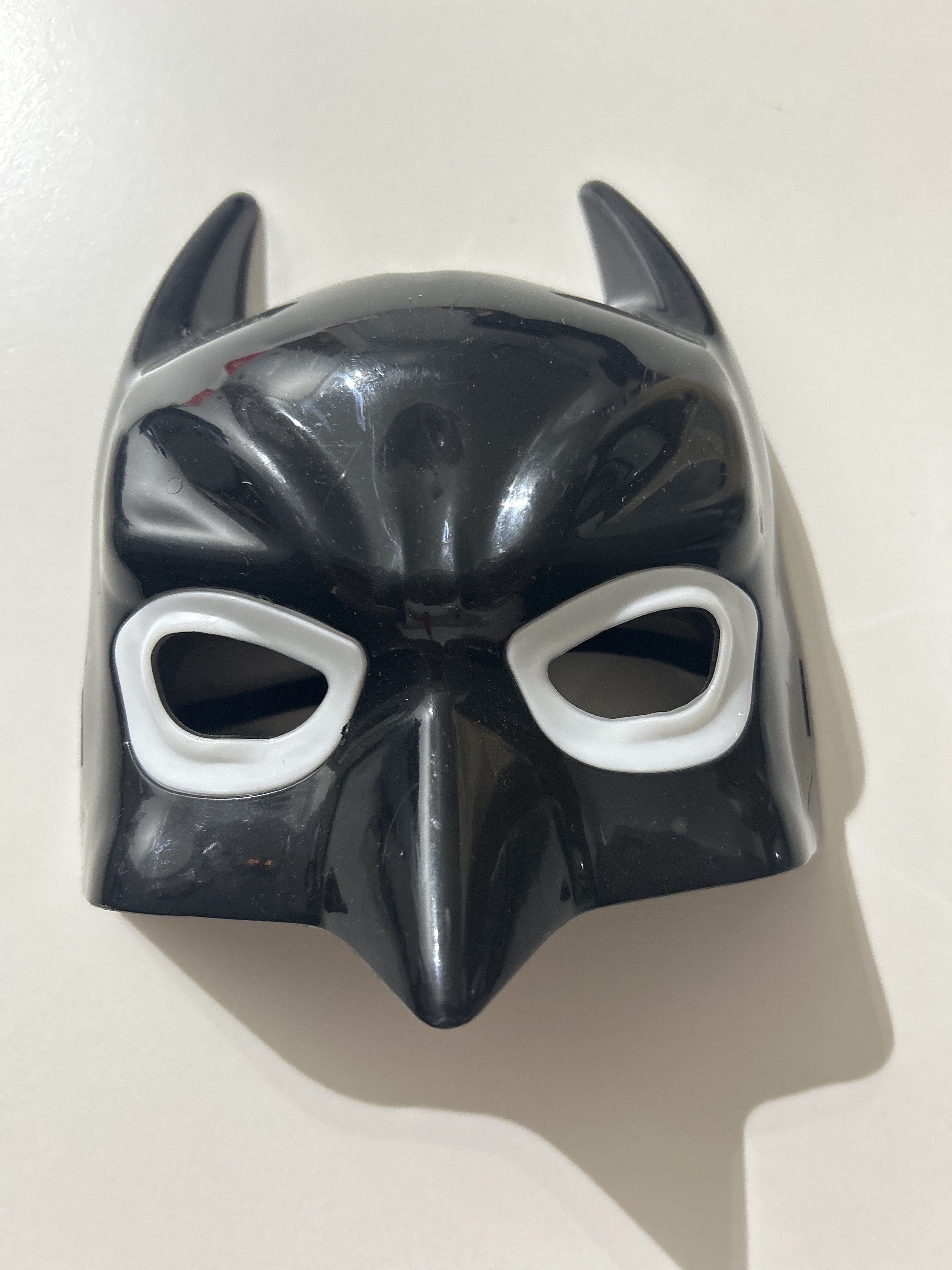 Batman mask (w light&sound), Hobbies & Toys, Toys & Games on Carousell