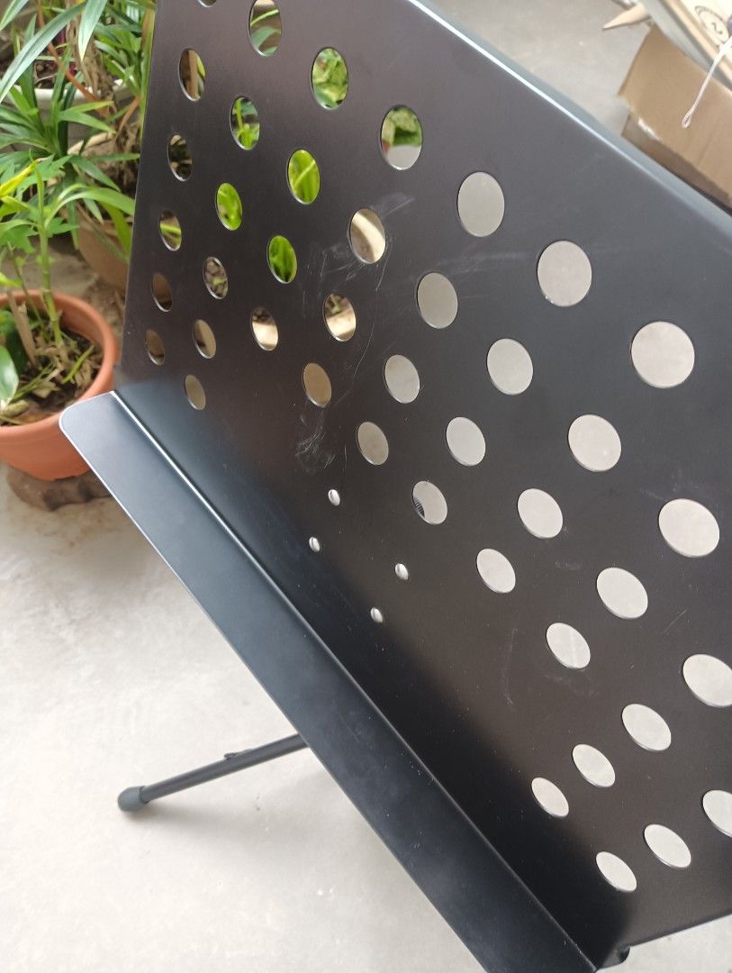 Black Metal Music Stand, Hobbies & Toys, Music & Media, Music ...