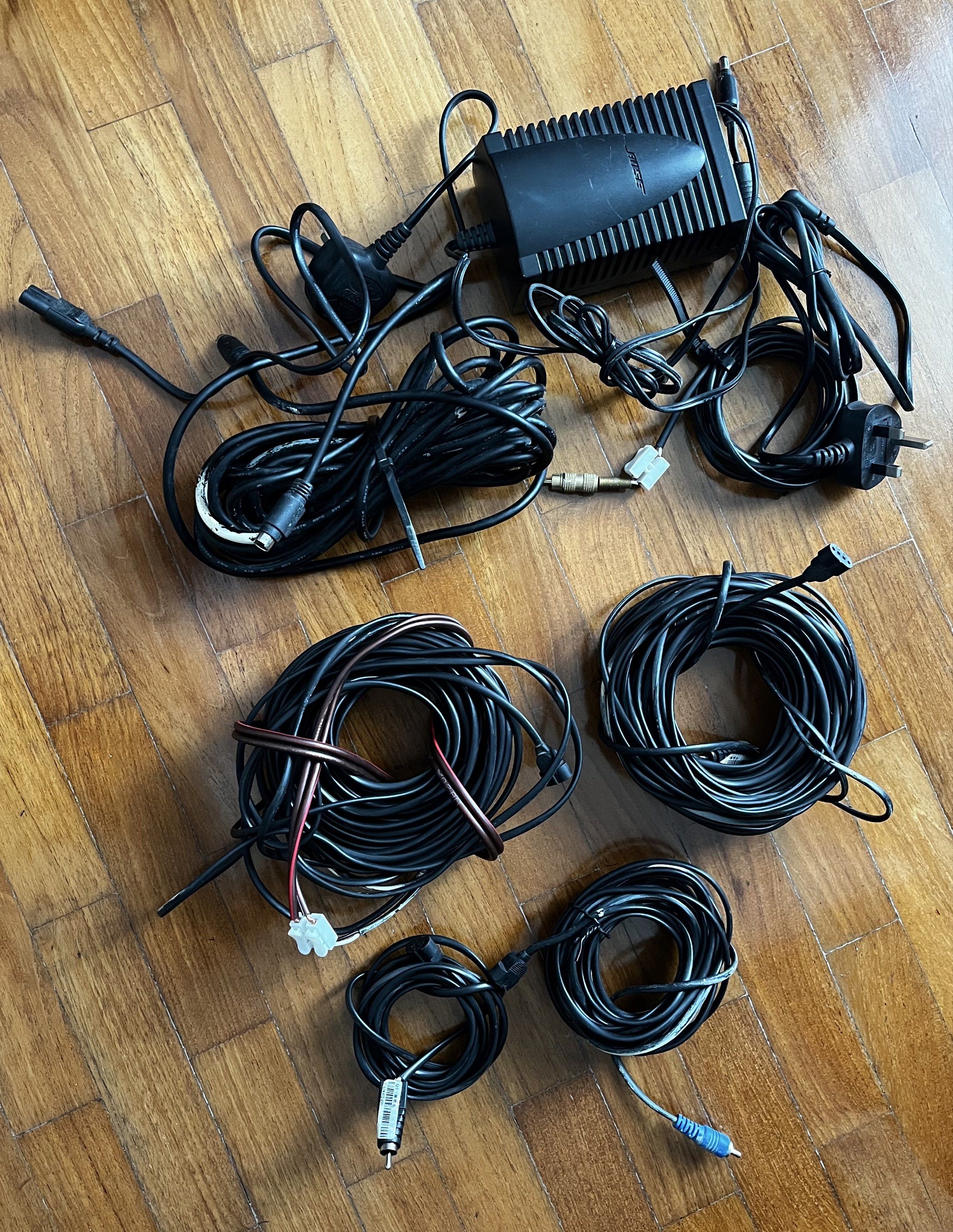 Bose Power Supply and Cables, Audio, Other Audio Equipment on Carousell