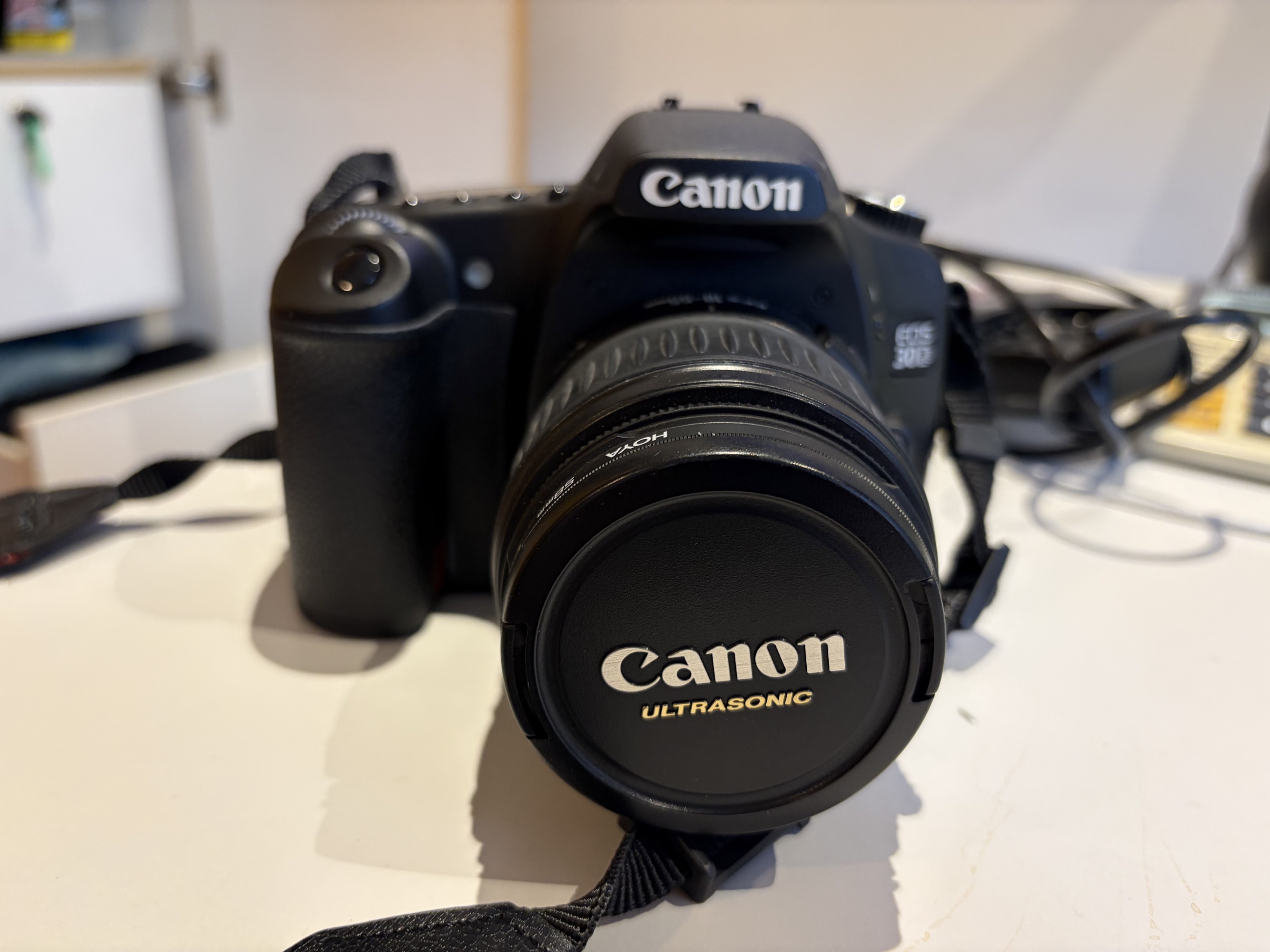 Canon EOS 30D DSLR Camera with Lens, Photography, Cameras on Carousell