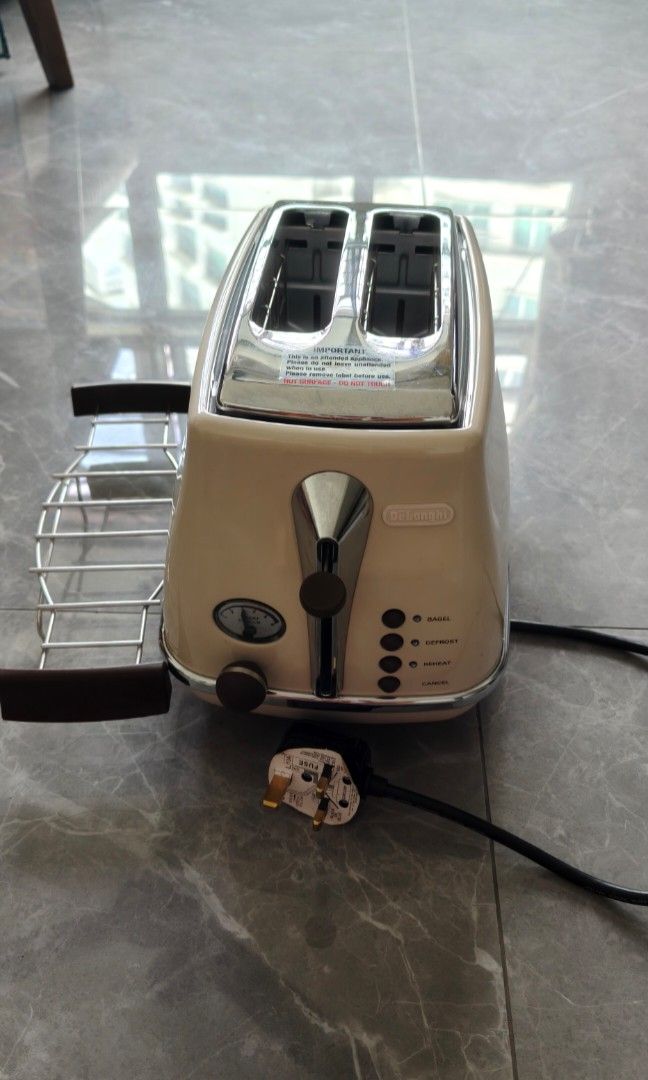 De'Longhi Icona Vintage 2-slice toaster, TV & Home Appliances, Kitchen ...