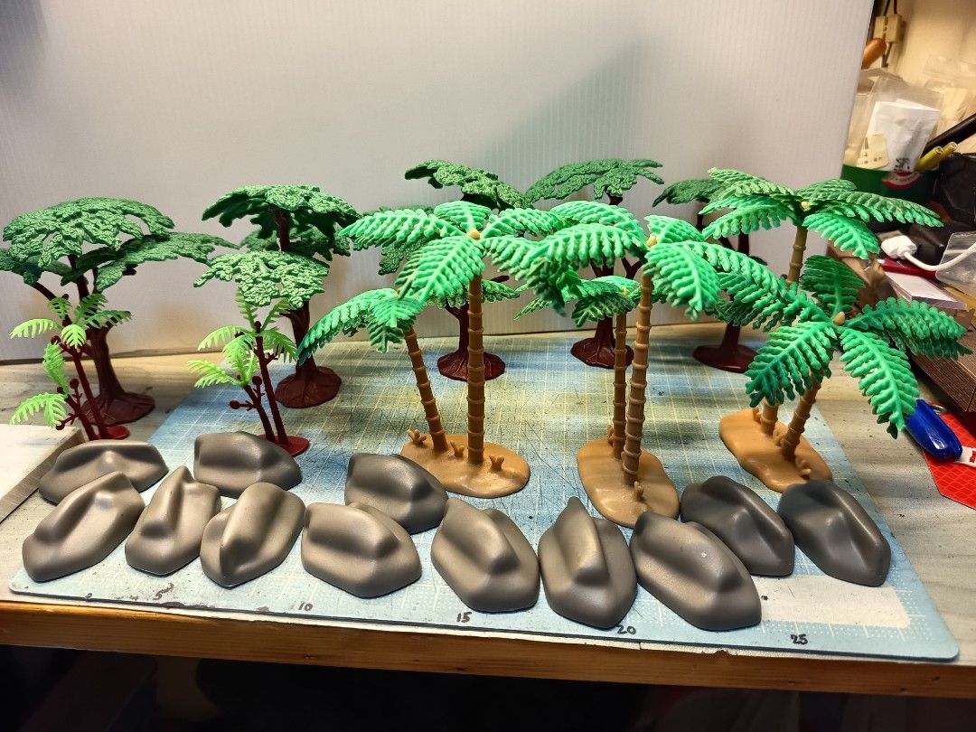 Dinosaur disguise might beans, Hobbies & Toys, Toys & Games on Carousell