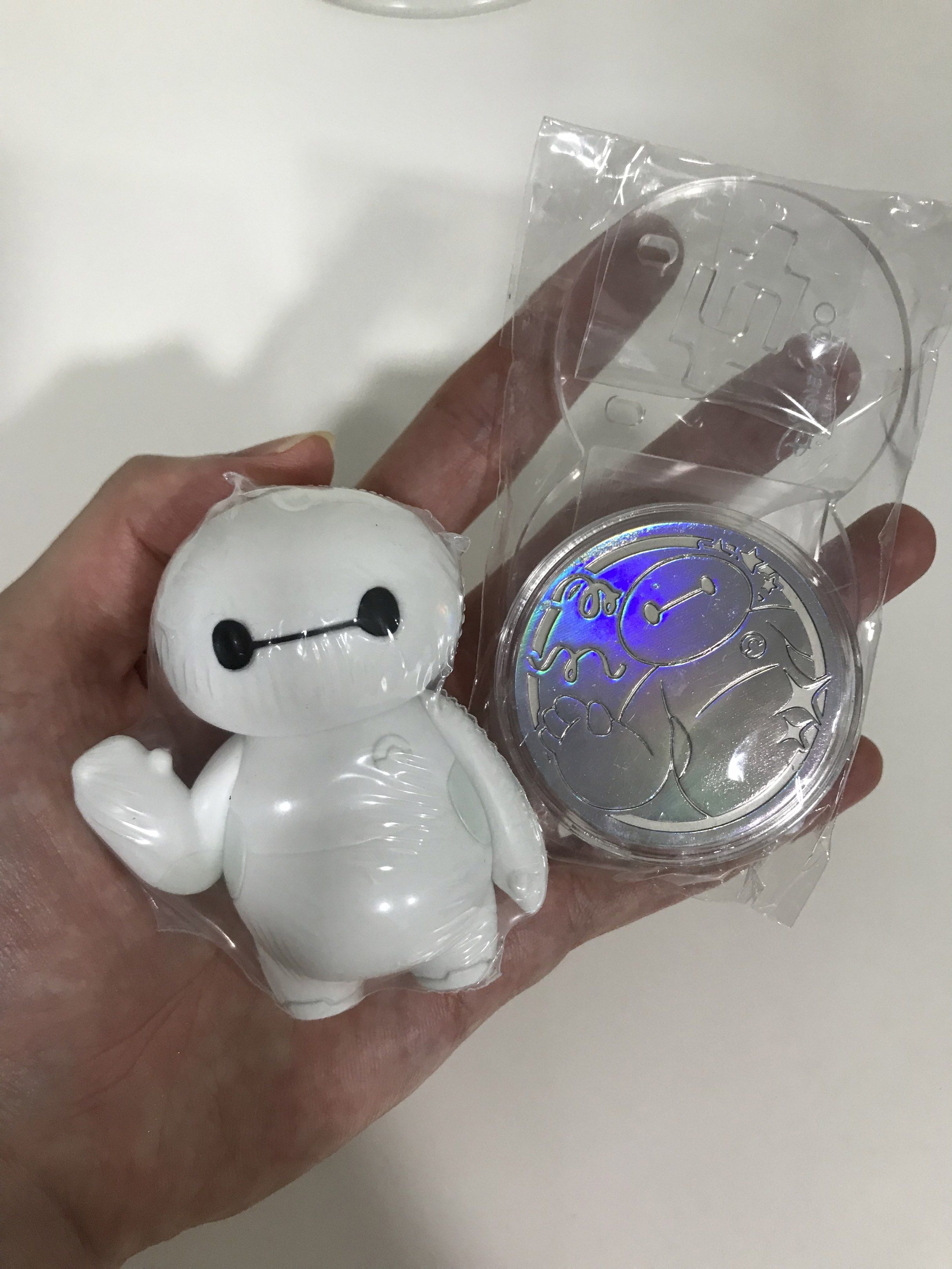 Disney Baymax figurine and medal coin, Hobbies & Toys, Memorabilia ...
