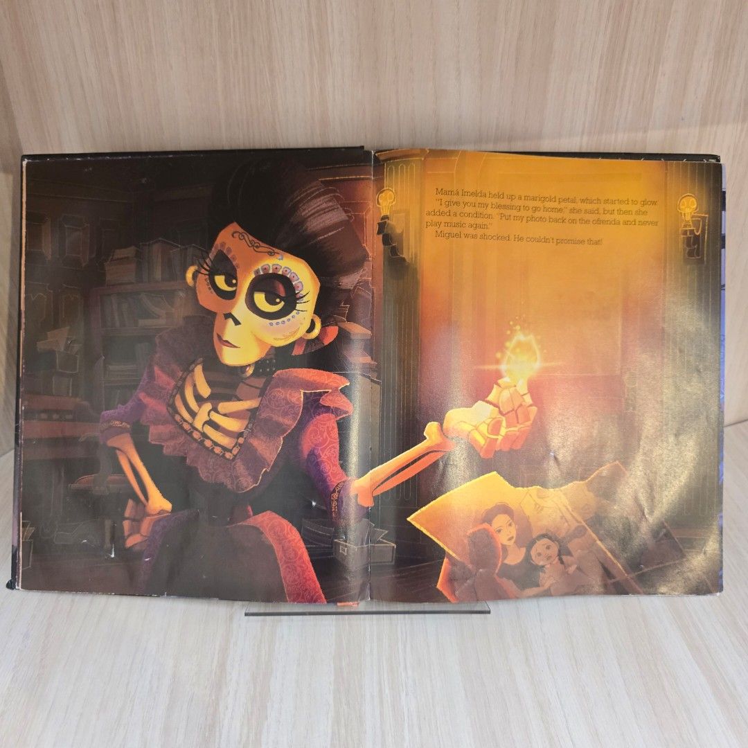 Disney's Pixar's Coco 📖, Hobbies & Toys, Books & Magazines, Children's ...