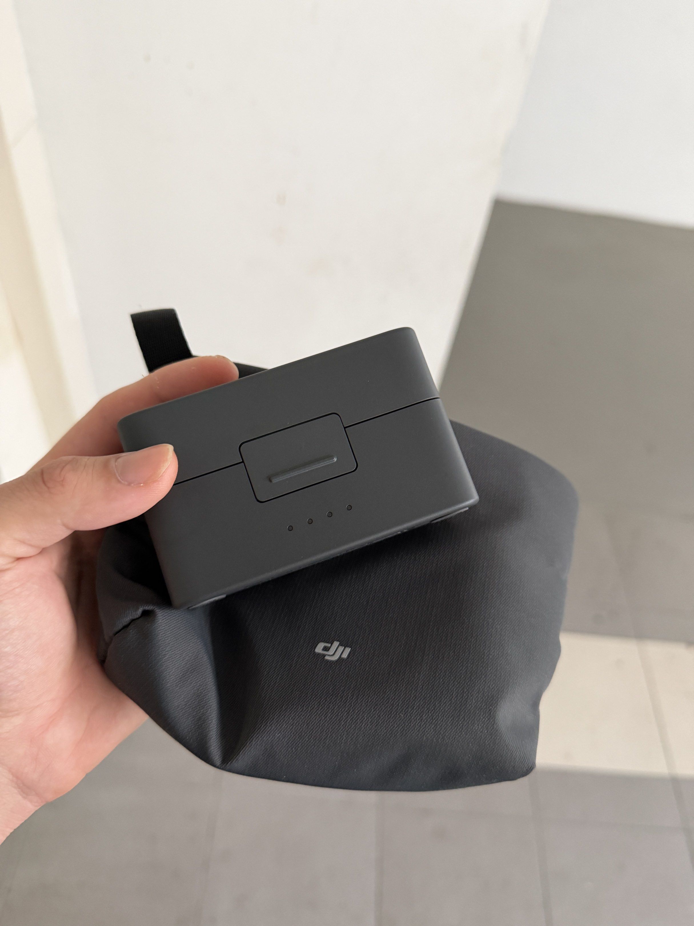 DJI Mic Wireless Microphone System, Audio, Microphones on Carousell