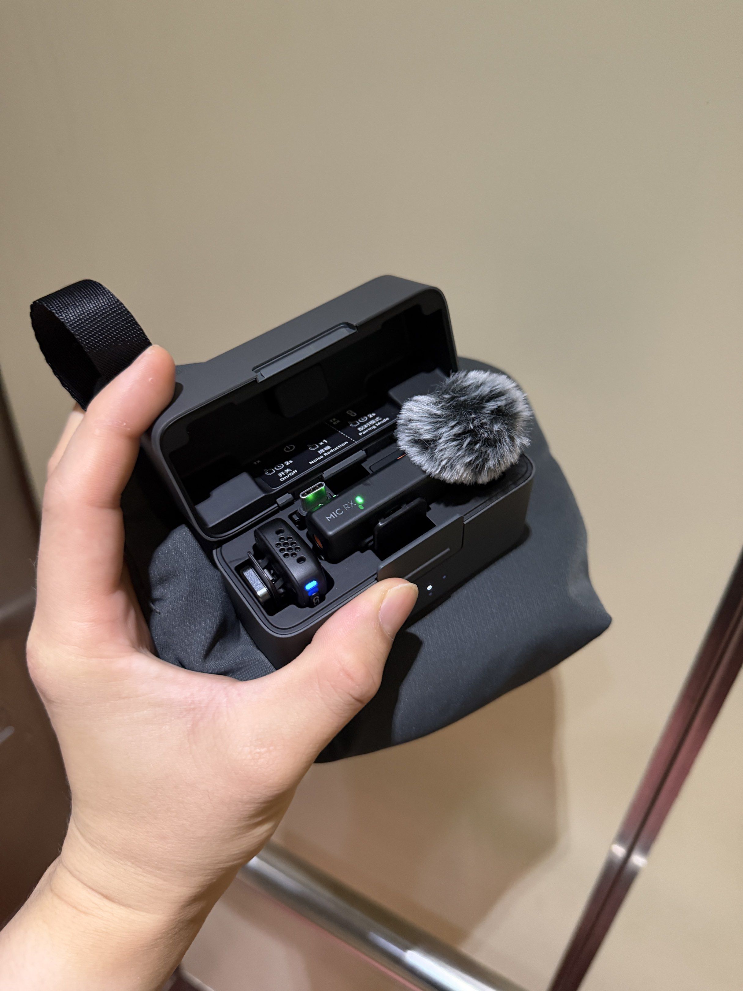 DJI Mic Wireless Microphone System, Audio, Microphones on Carousell