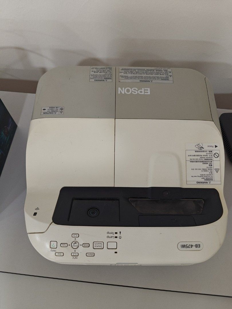 Epson EB-475Wi Projector, TV & Home Appliances, TV & Entertainment ...