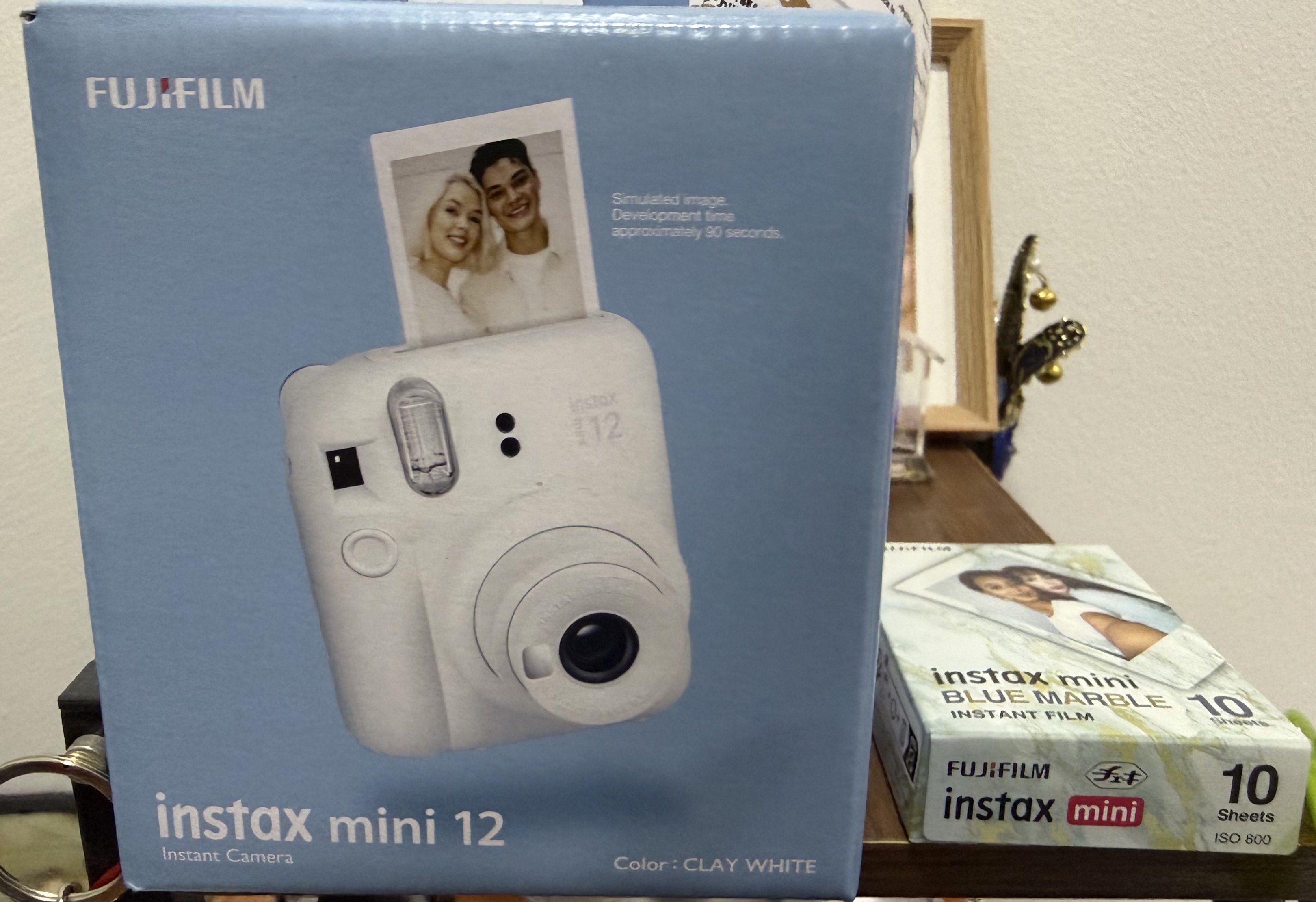 Fujifilm Instax Mini 12 Instant Camera - Clay White, Photography ...