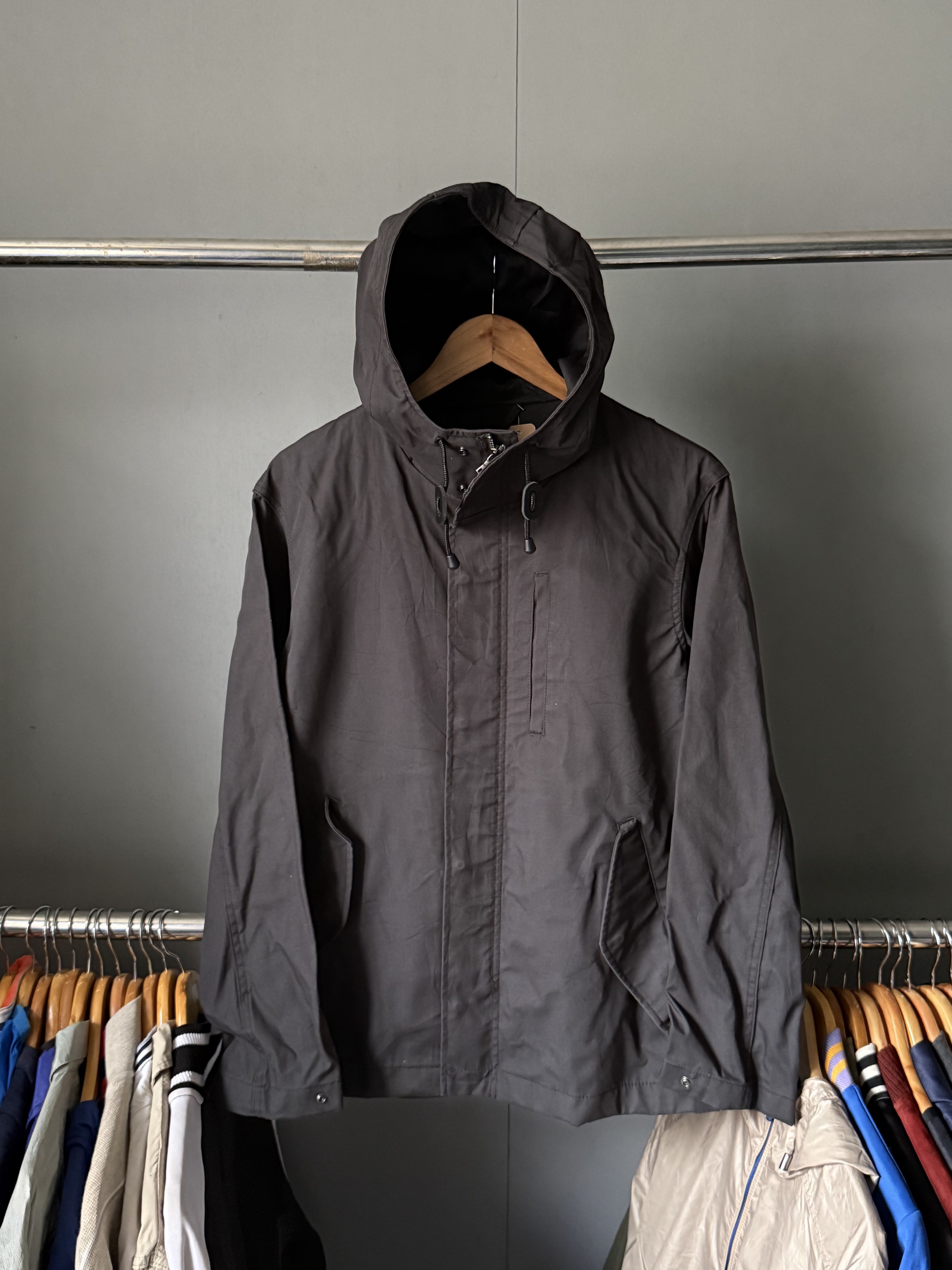 GU Hooded Jacket, Men's Fashion, Coats, Jackets and Outerwear on Carousell