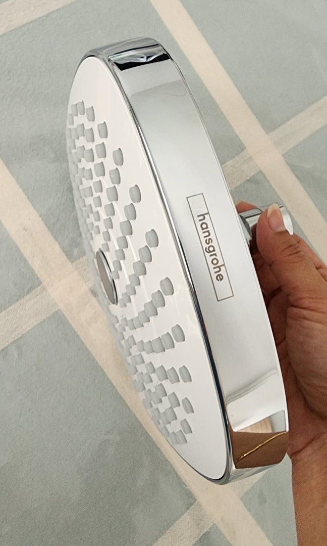 hansgrohe Croma Select E 7-inch Showerhead, Furniture & Home Living ...