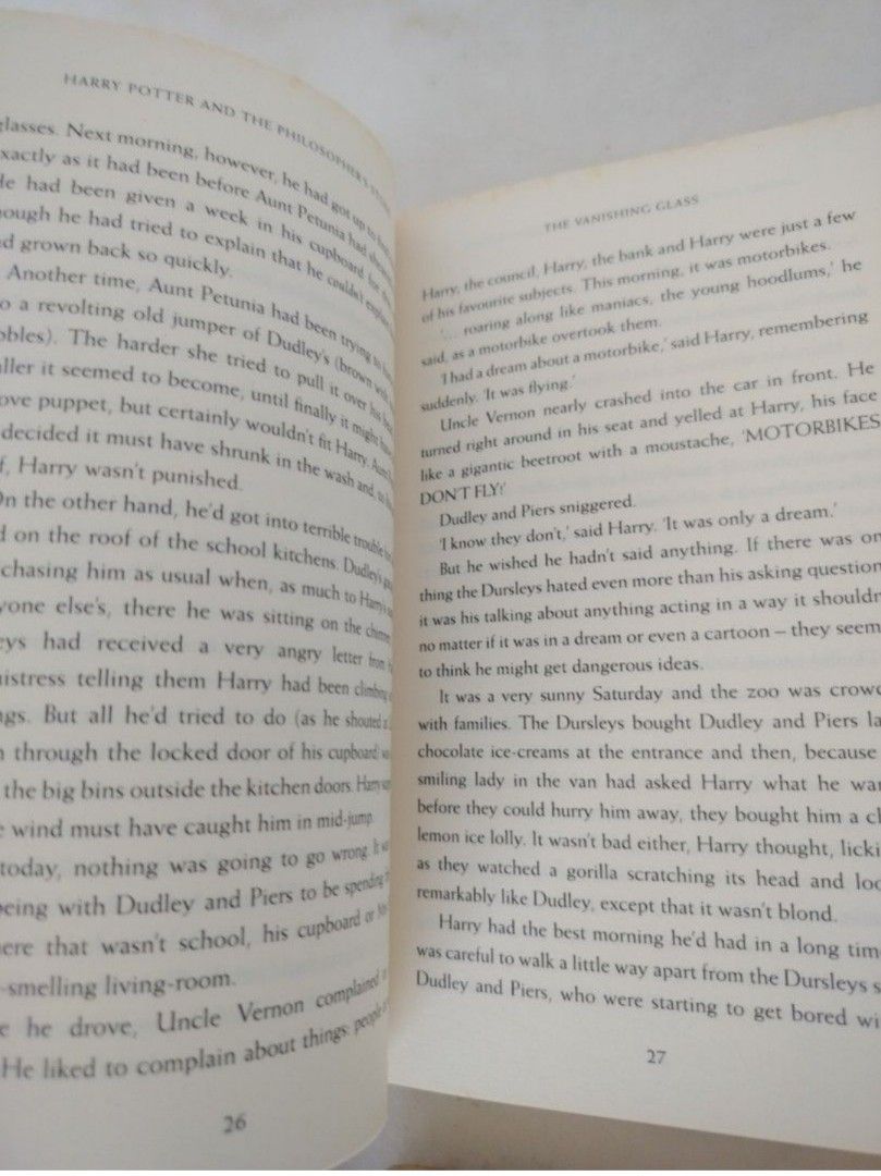 Harry Potter and the Philosopher's Stone Book, Hobbies & Toys, Books ...