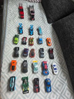 Hot Wheels Loose And Packed, Mewtwo Evolutions Cracked Ice, Hobbies ...